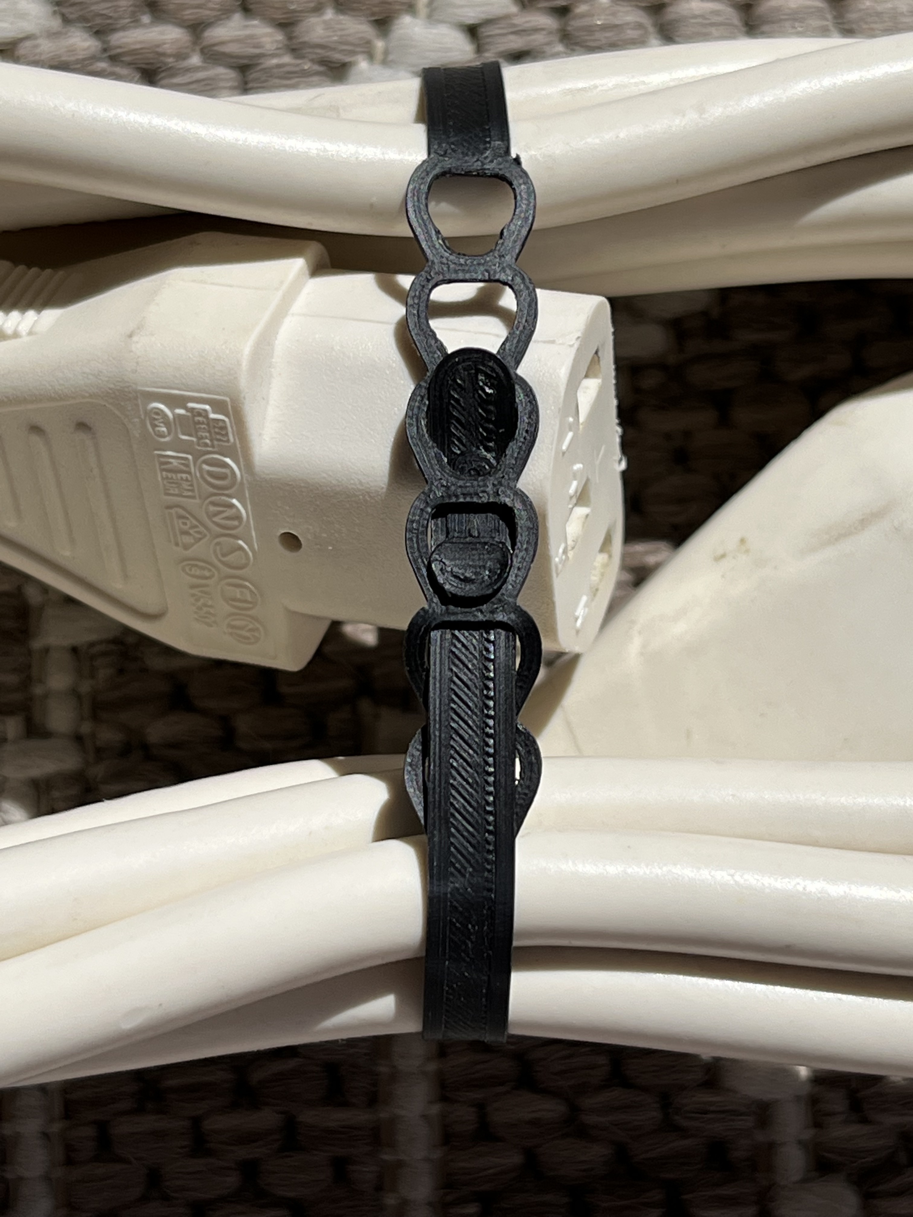 Belt cable ties by swissmineral | Download free STL model | Printables.com