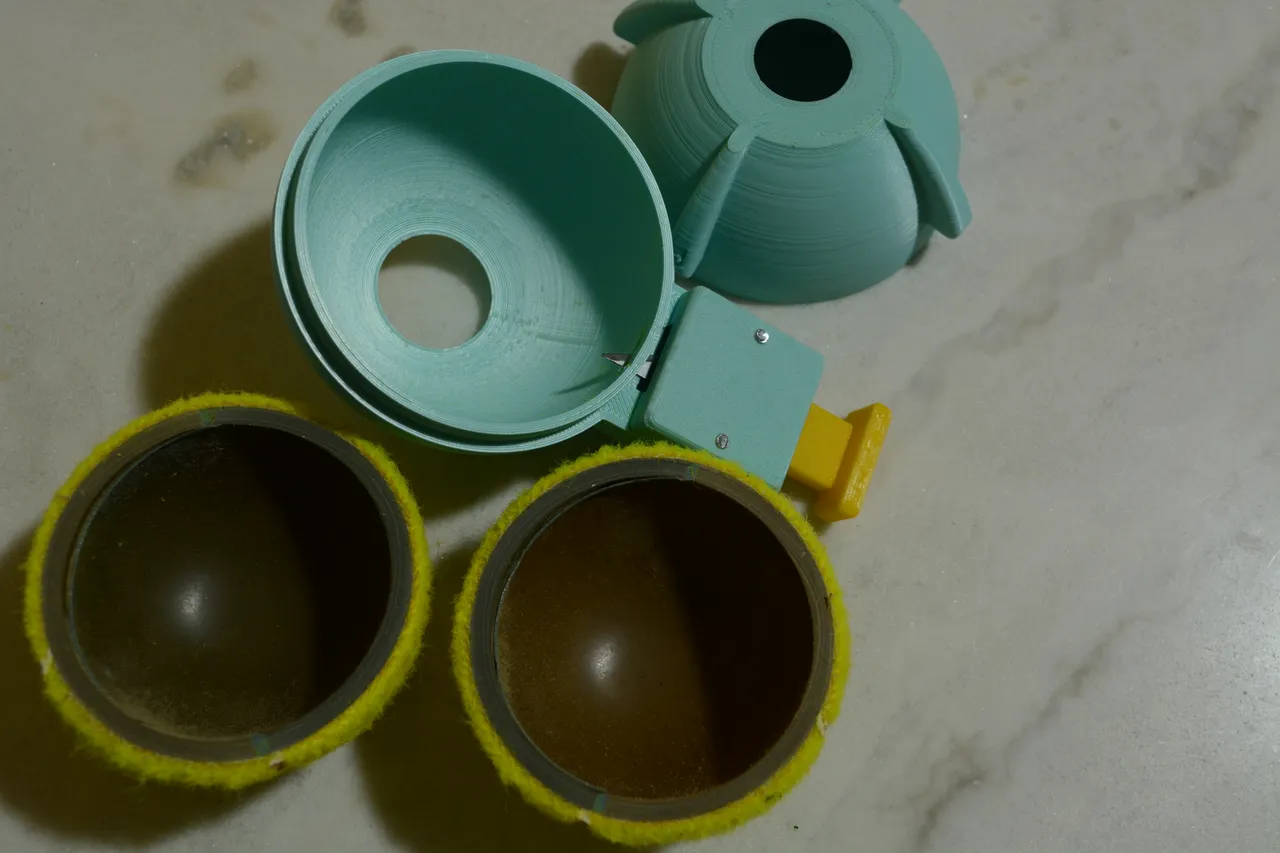 Tennisballschneider Tennis ball cutter by Treator | Download free STL ...