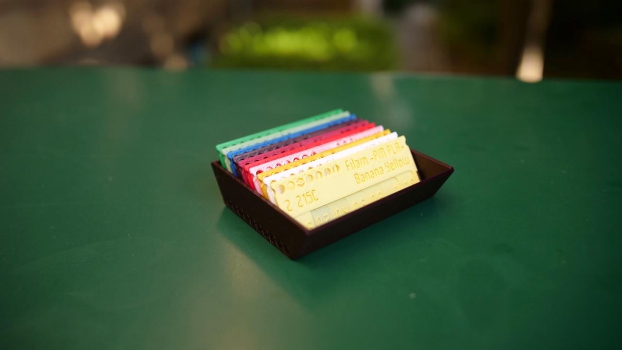 Filament Swatch box with hinged standard swatches by Makkuro | Download ...