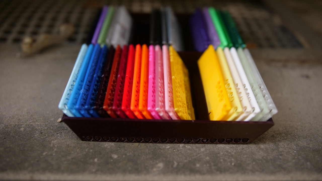 Filament Swatch box with hinged standard swatches by Makkuro | Download ...