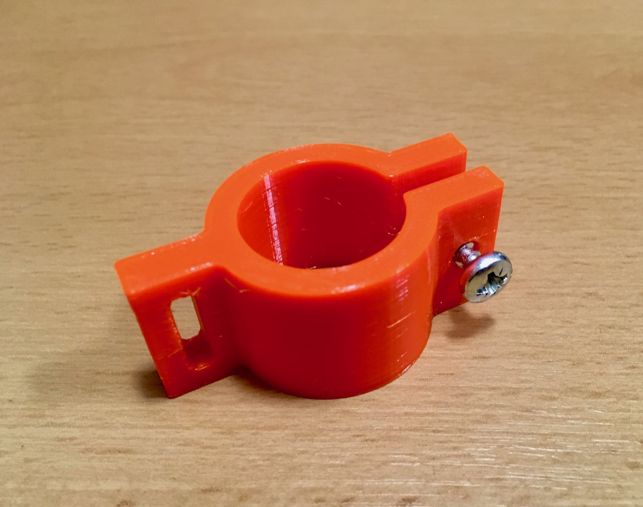 Pipe clip by Milan | Download free STL model | Printables.com