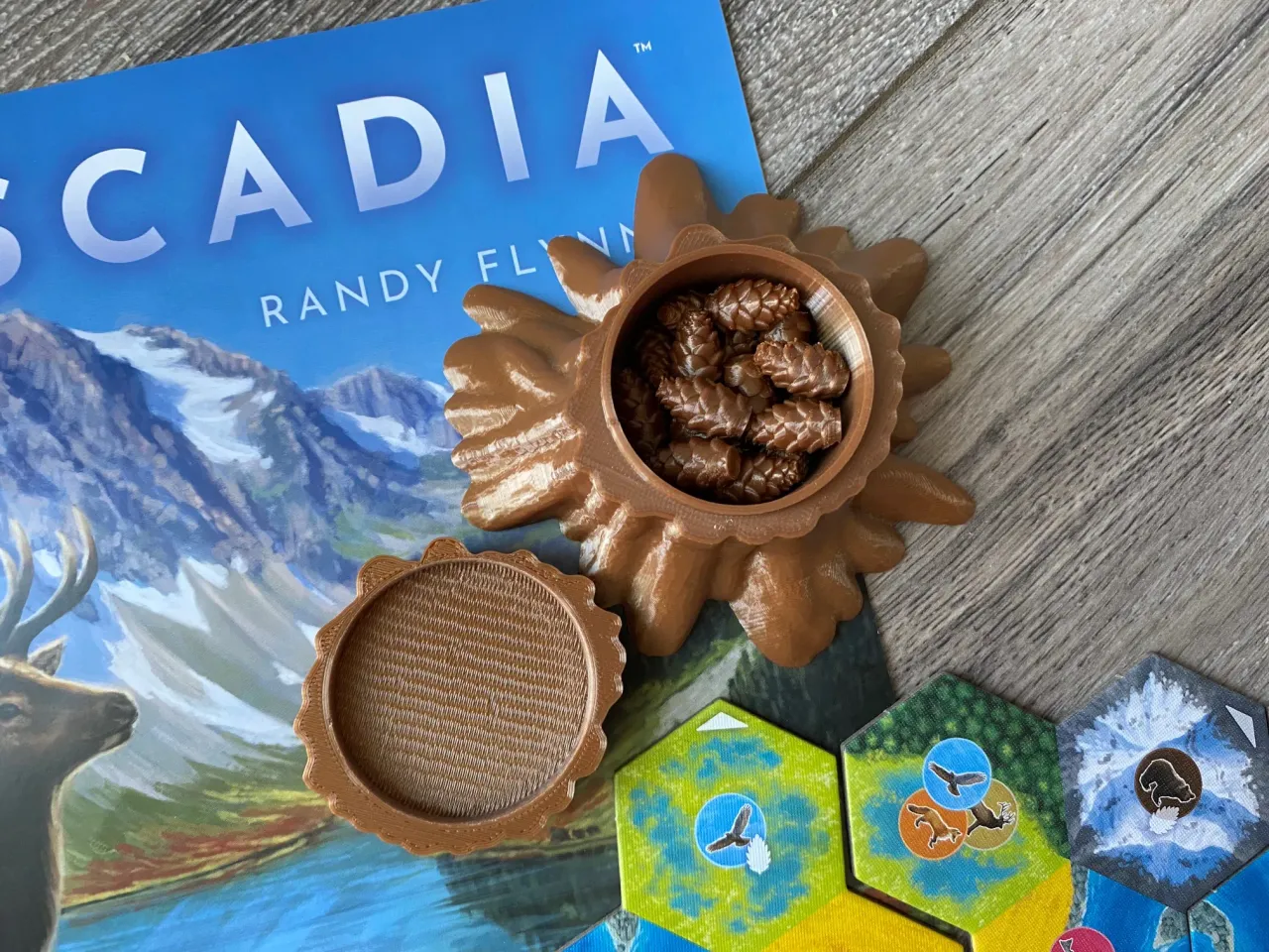 Cascadia Pinecones and Tree Stump Box by tjdesign | Download free STL ...