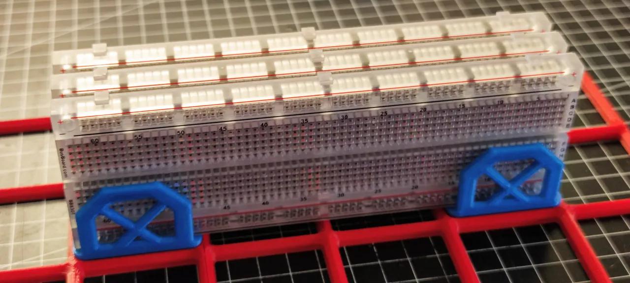 Gridfinity Breadboard Holder by daclasen | Download free STL model ...