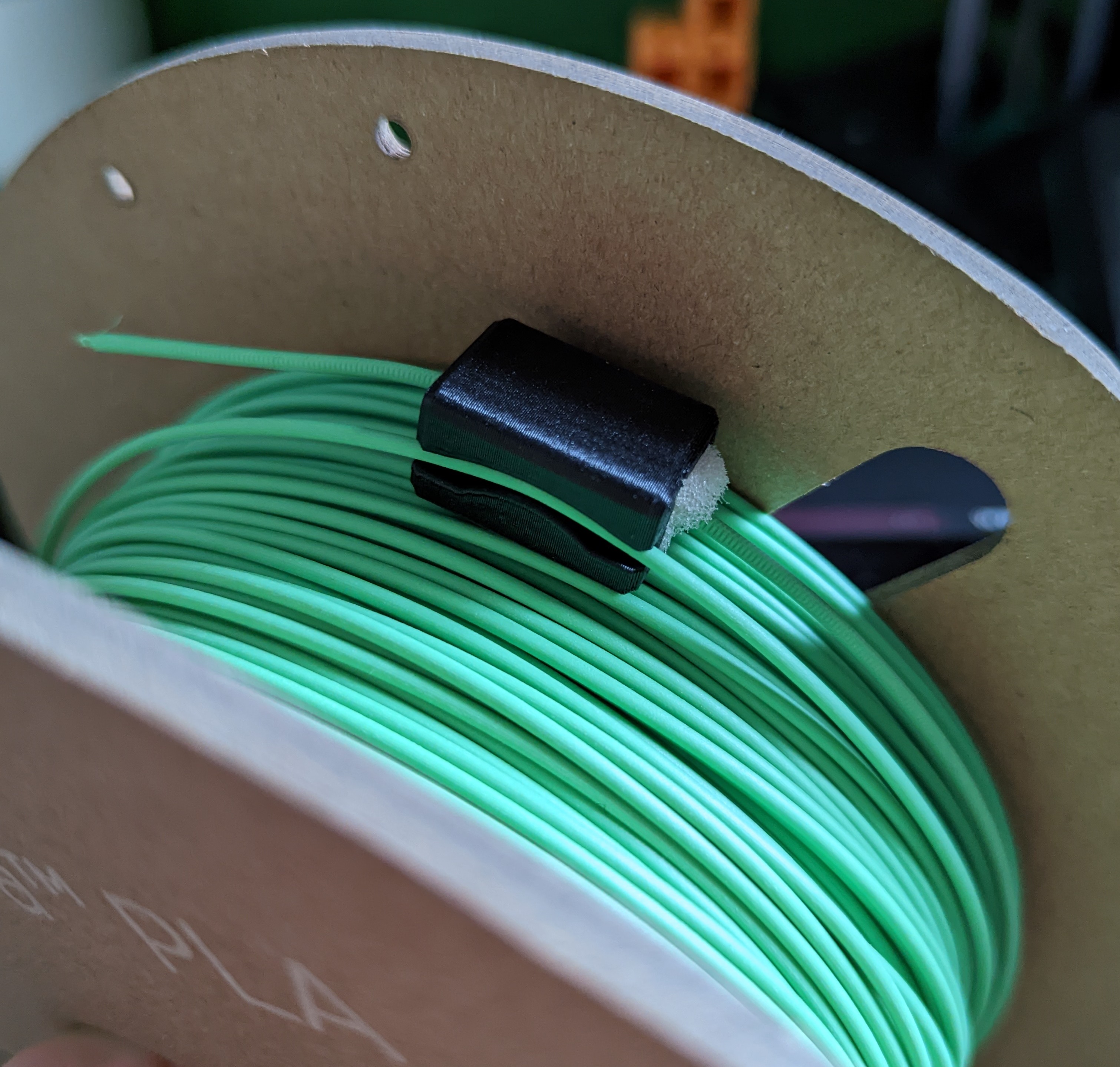 Filament Dust Filter Clip by Neohhhh | Download free STL model ...