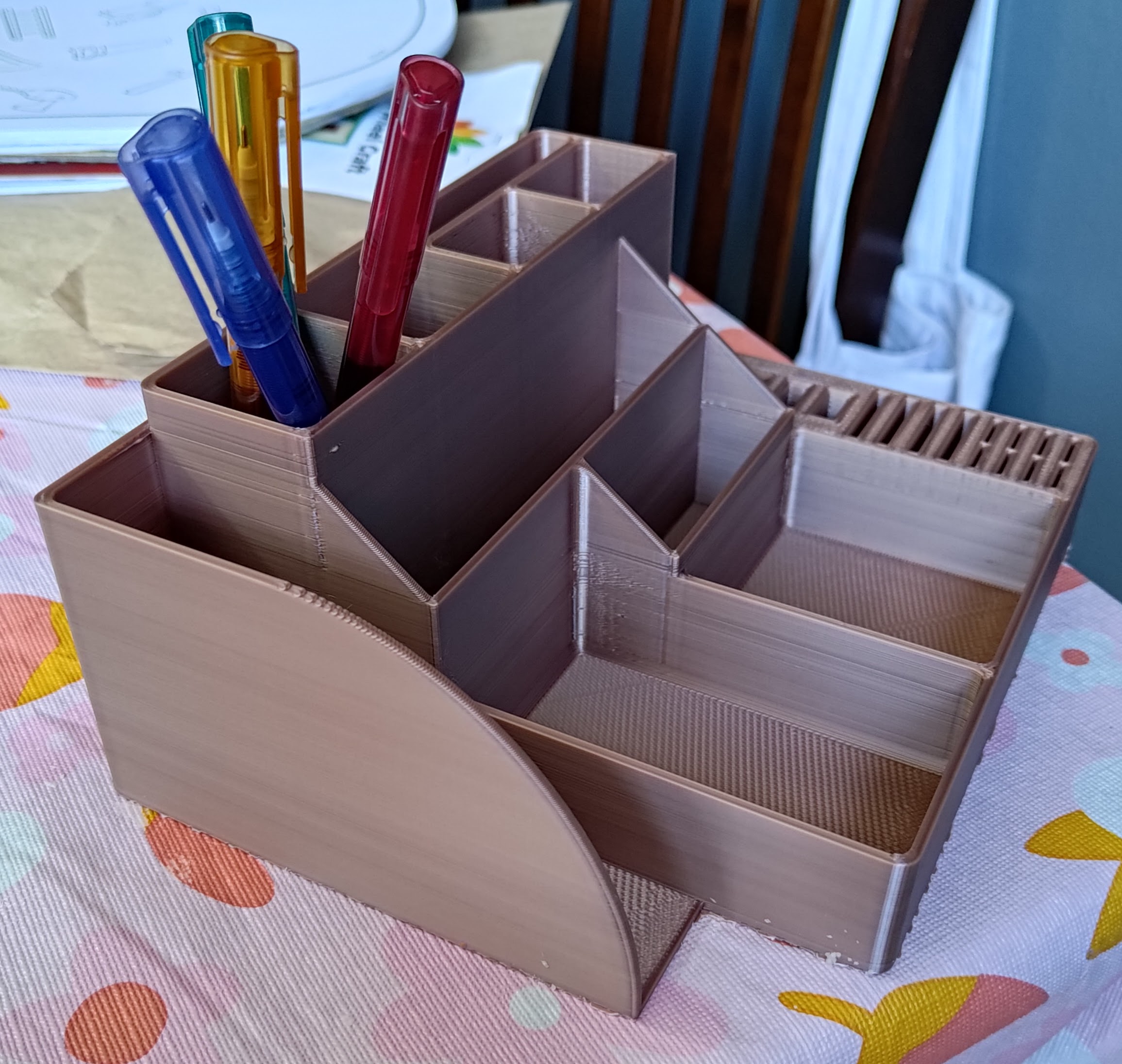 Desk Organizer with Planner Slot by Alec Ulrich | Download free STL ...