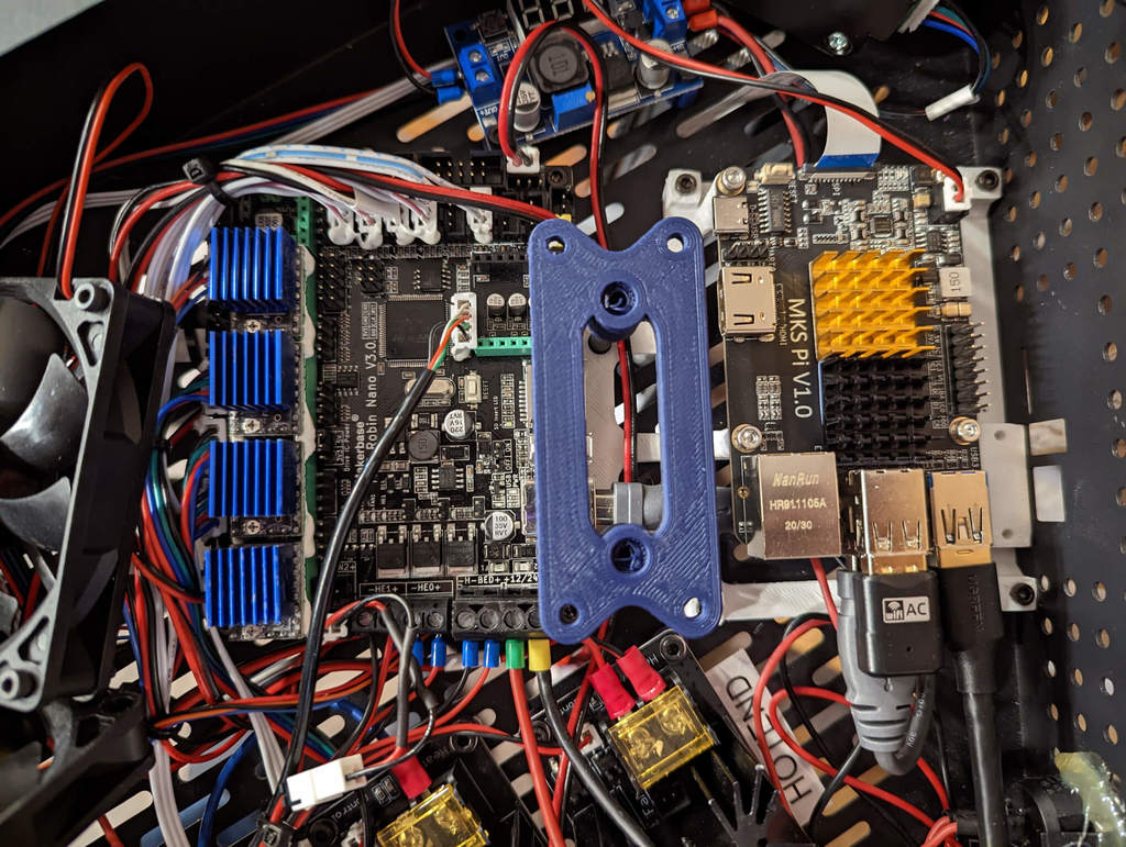 Dual 80 mm fan adapter for Pi on Flsun SR. by TownDrunk | Download free ...