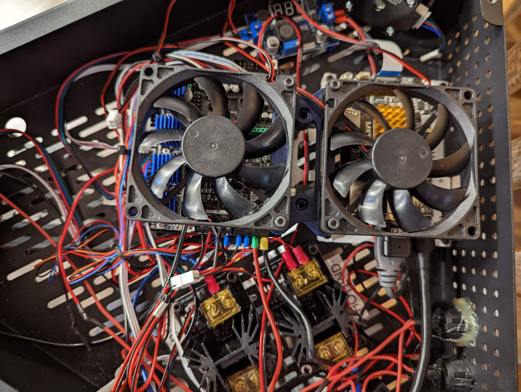 Dual 80 mm fan adapter for Pi on Flsun SR. by TownDrunk | Download free ...