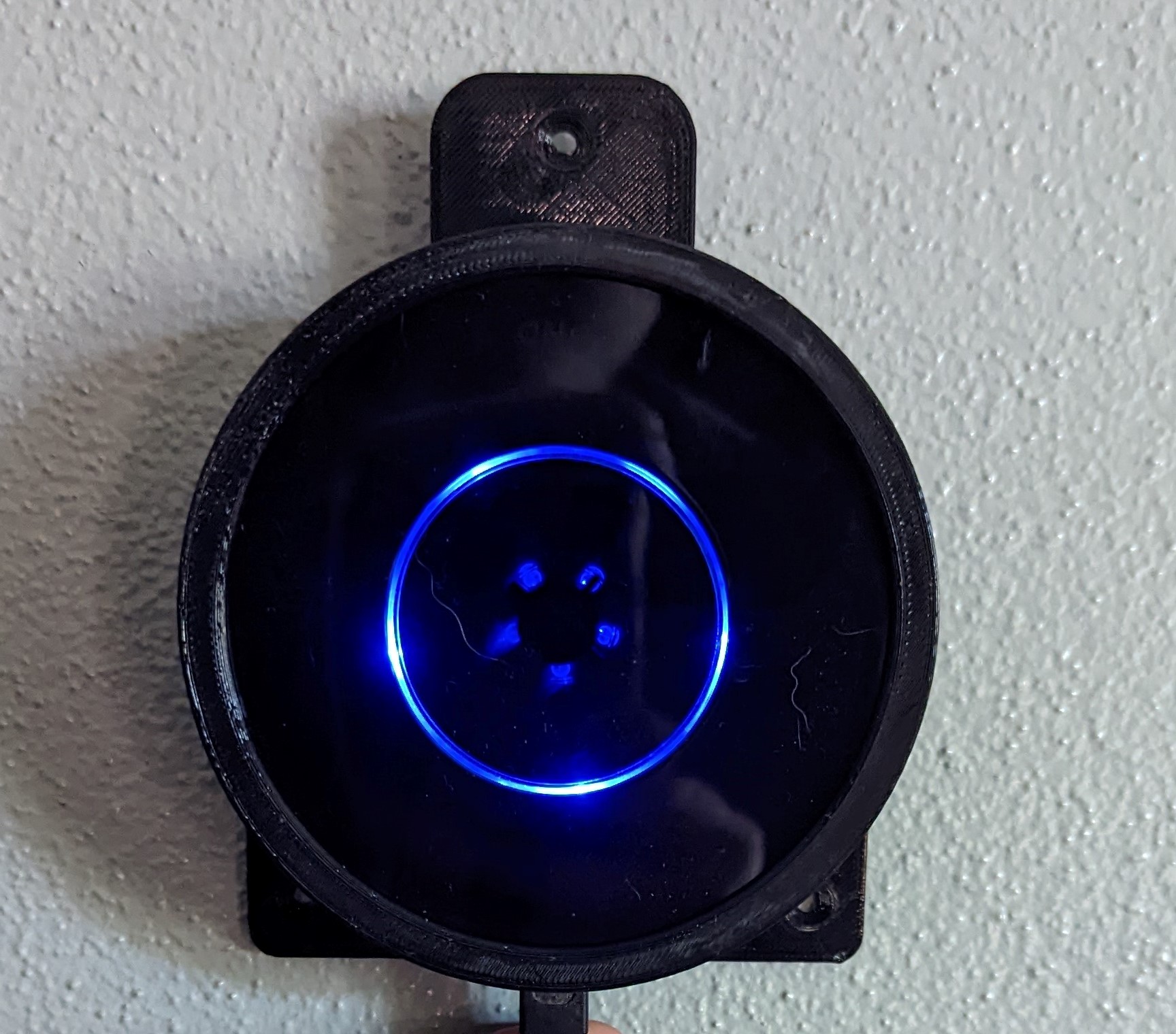 Bond Smart Wi-Fi Ceiling Fan Remote Hub Mount by SlackerSean | Download ...