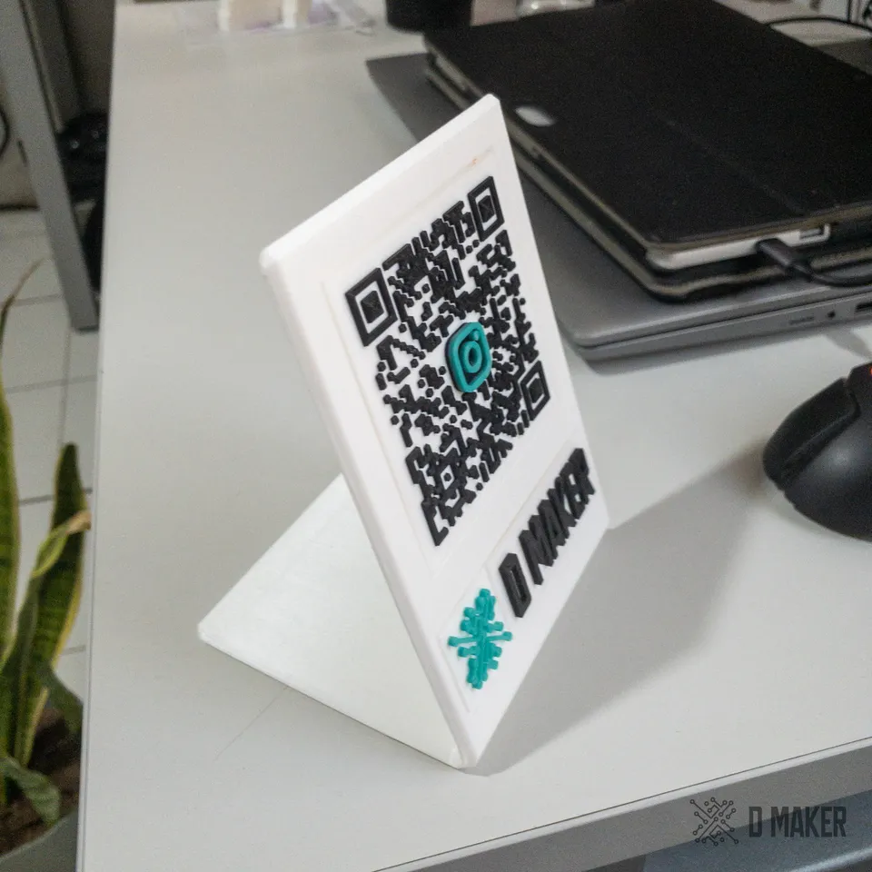Promotional display with QR by DMaker | Download free STL model ...