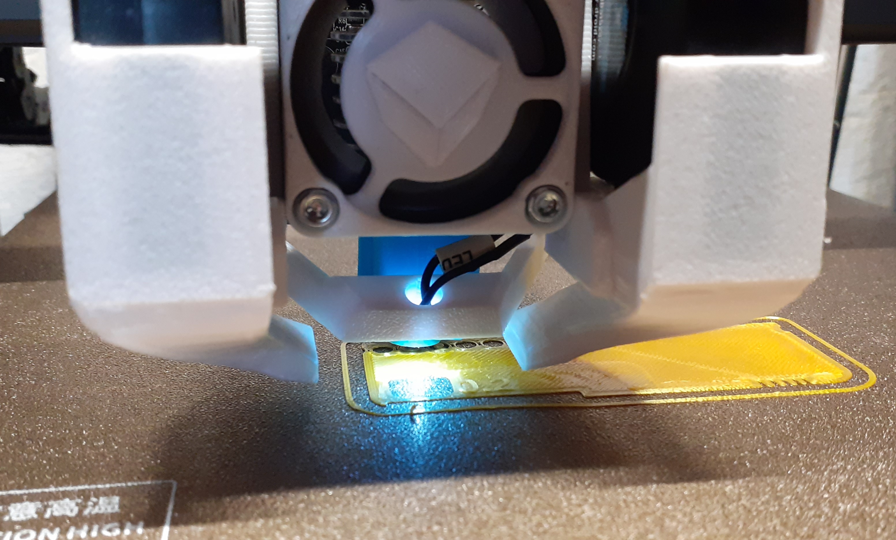 LED Mount for Anycubic Hero Me 5 duct by Norbert | Download free STL ...