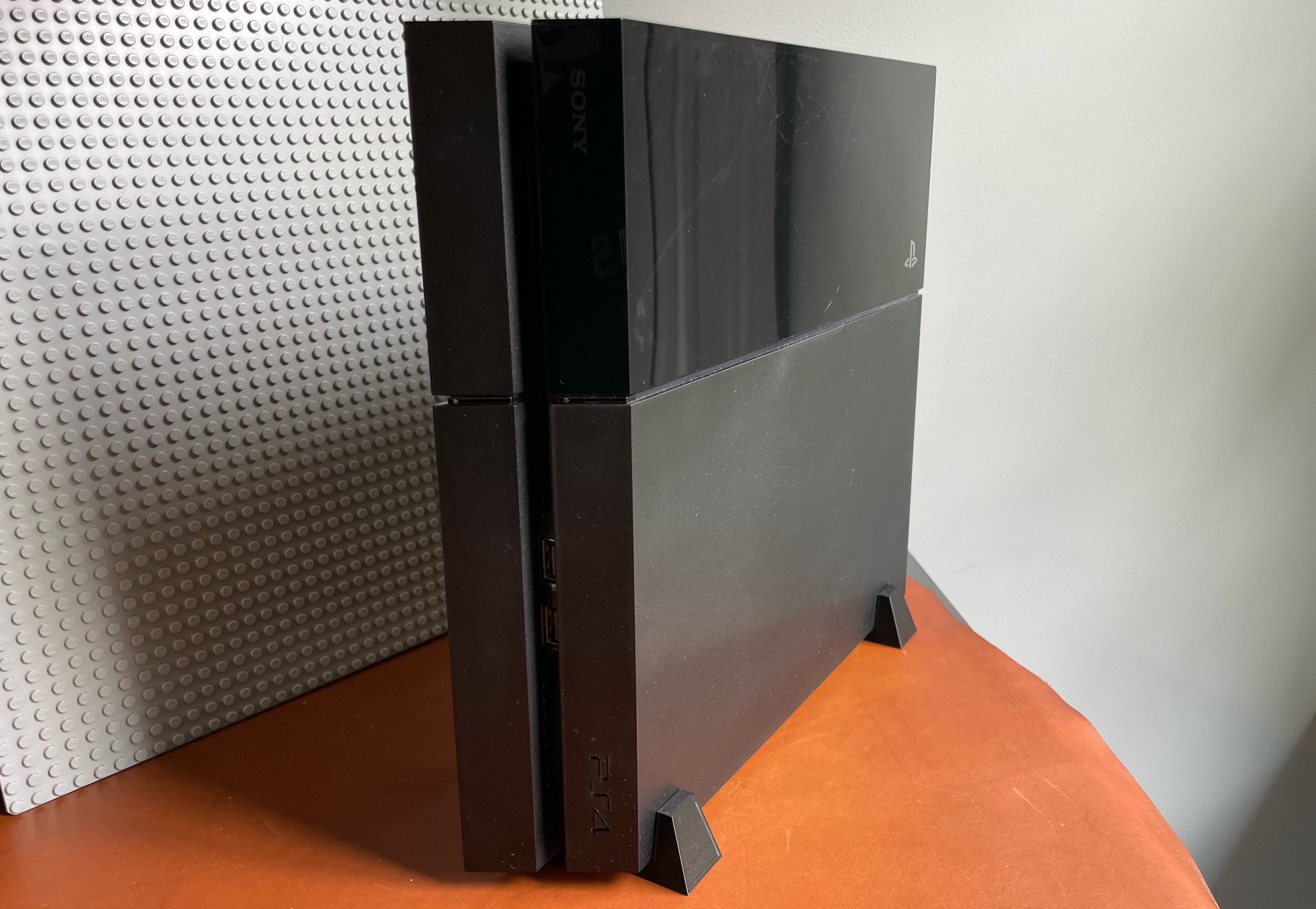 PS4 Stand - Vertical by OneAlmond | Download free STL model ...