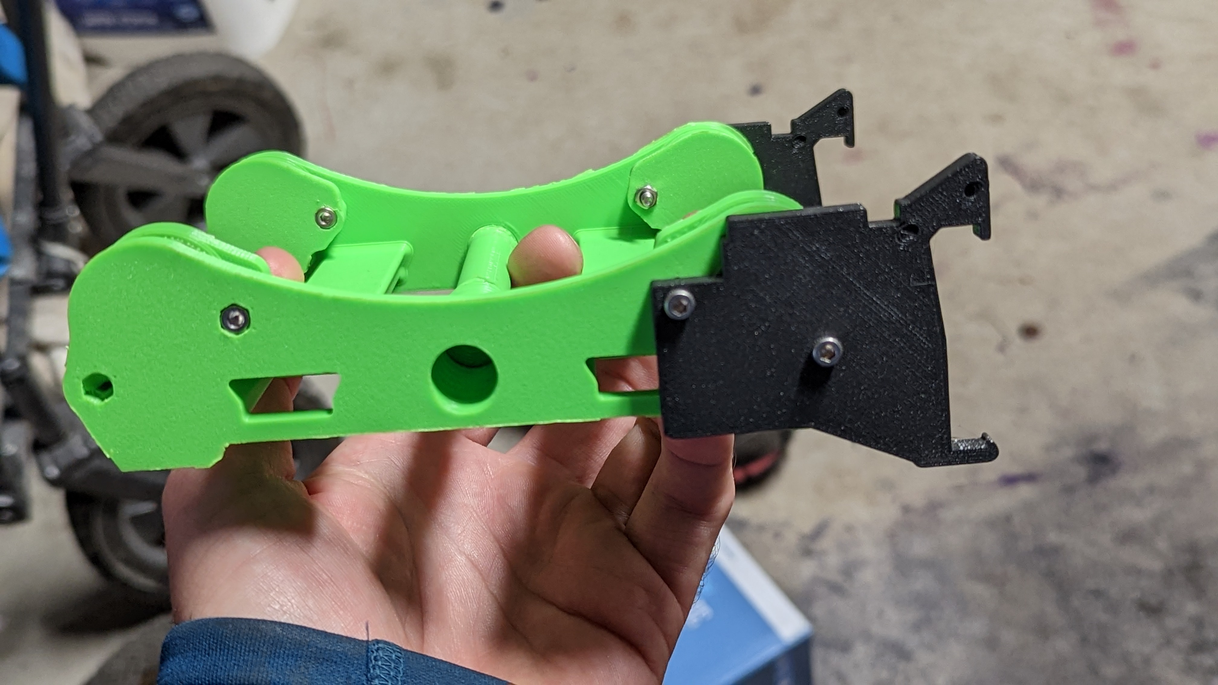 Adjustible spool holder with mount 2kg by J D | Download free STL model ...