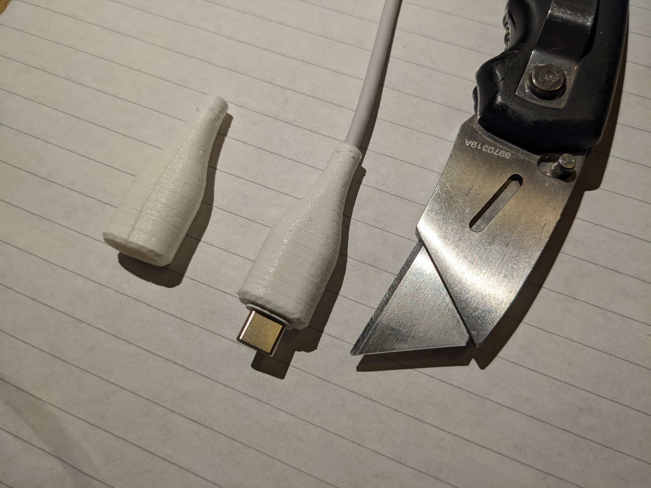 Cable Strain relief - flexible filament - Huawei USB-C by HolzerMax ...