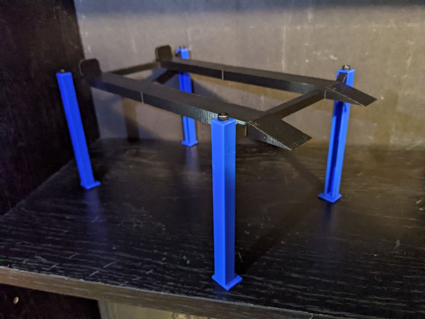 4-Post Lift - For 1/18 Model Cars by EG3Dprinting | Download free STL ...