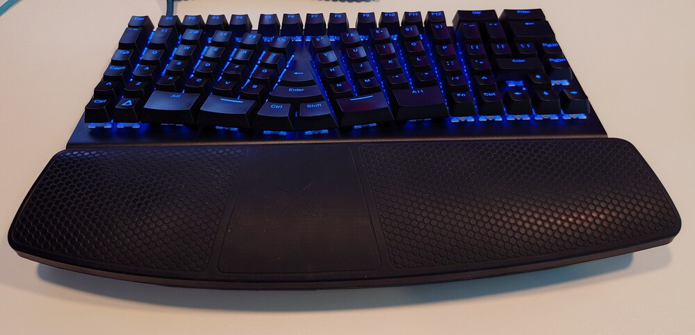 X-Bows (Knight) keyboard negative tilt raiser / stand by Rob the 3D ...