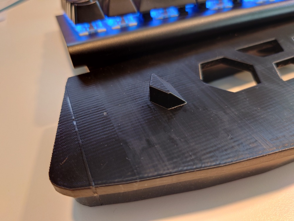 X-Bows (Knight) keyboard negative tilt raiser / stand by Rob the 3D ...