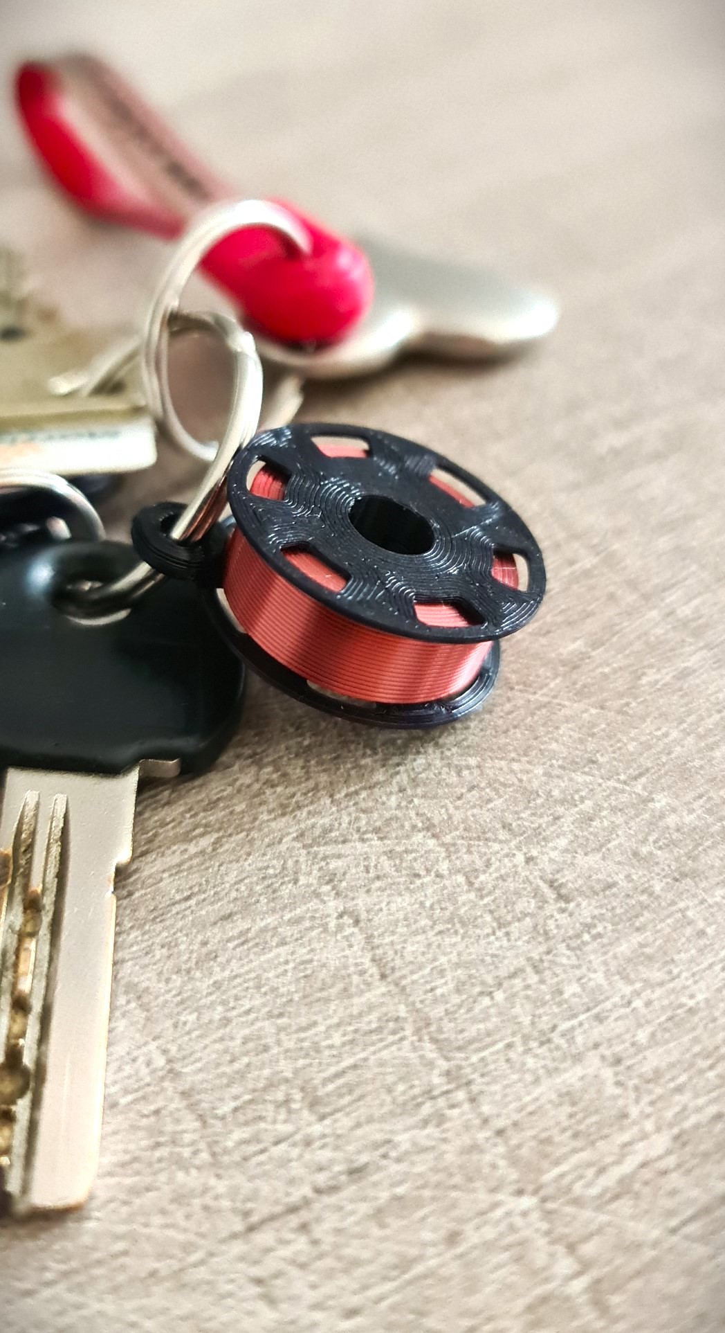 Mini Filament Spool Keychain by Whisky Lima | Download free STL model ...