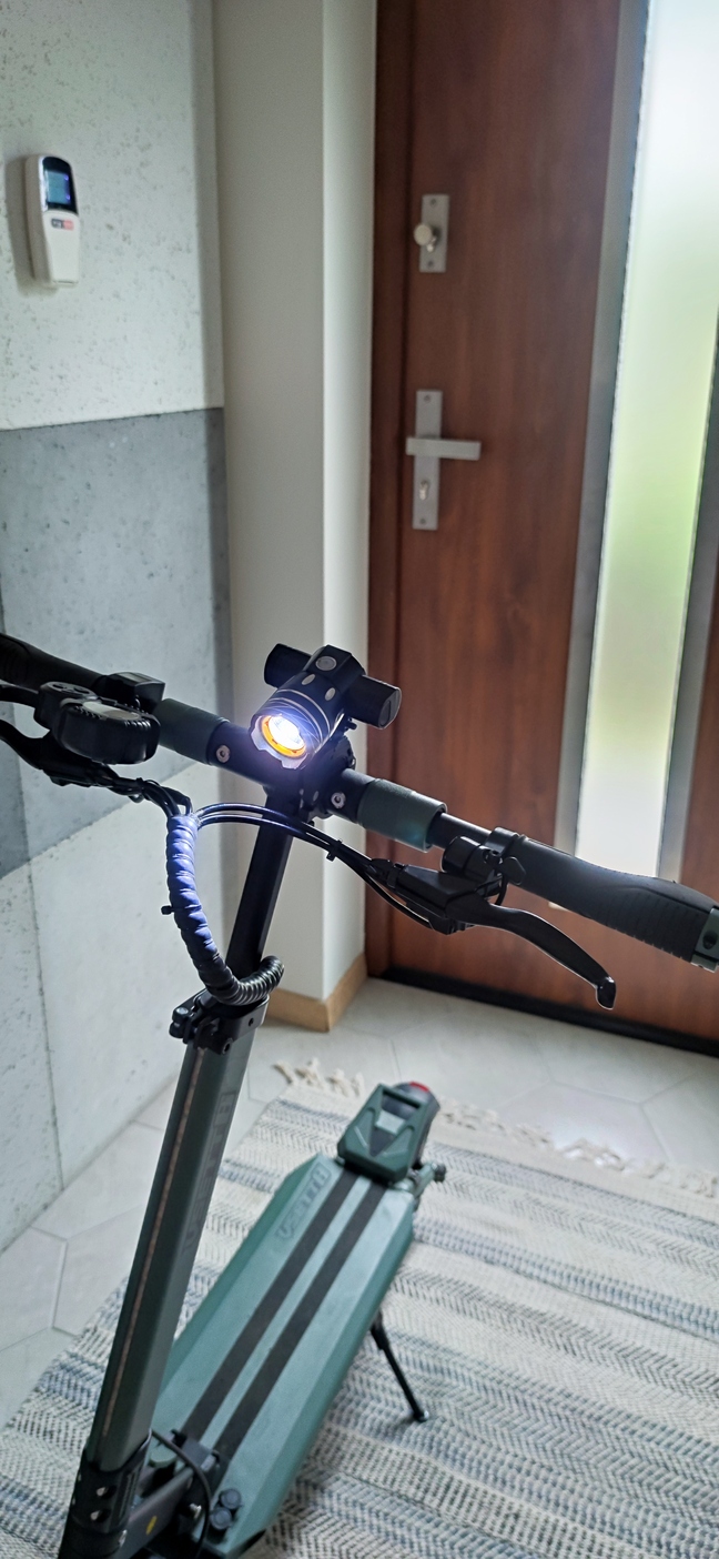 Vsett 8 front LED lamp handle by McGr3g0r | Download free STL model ...