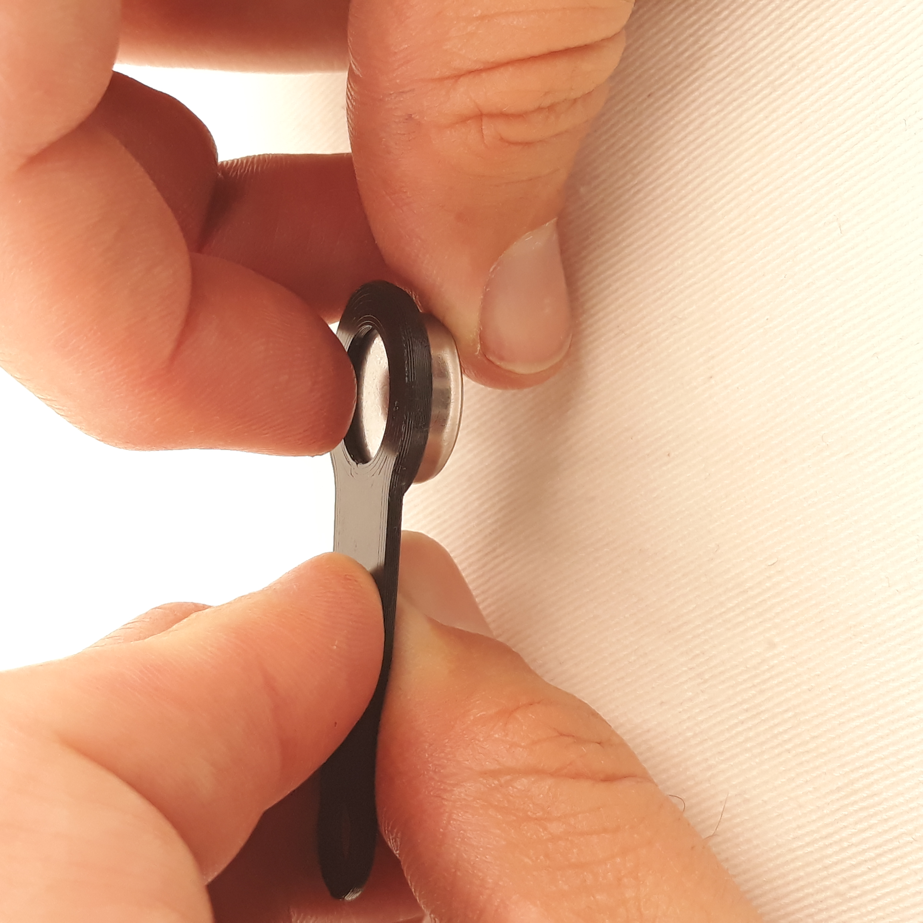 iButton F5 keychain holder by rorys3D | Download free STL model ...