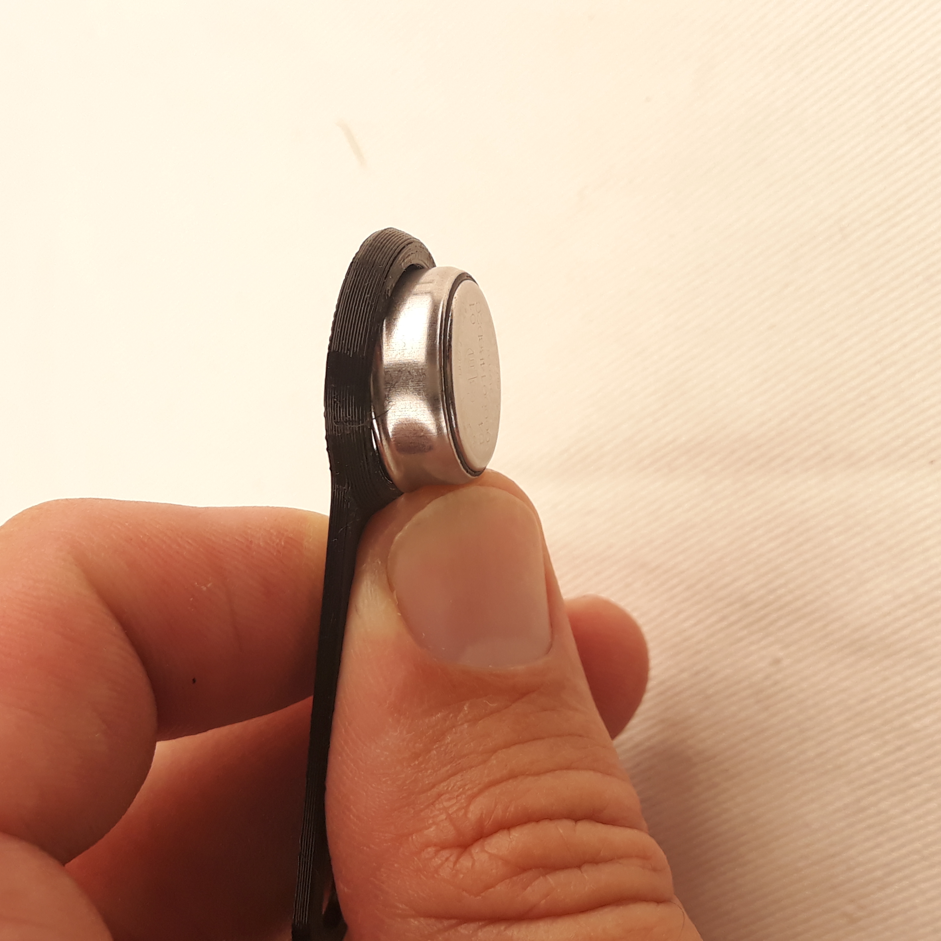 iButton F5 keychain holder by rorys3D | Download free STL model ...