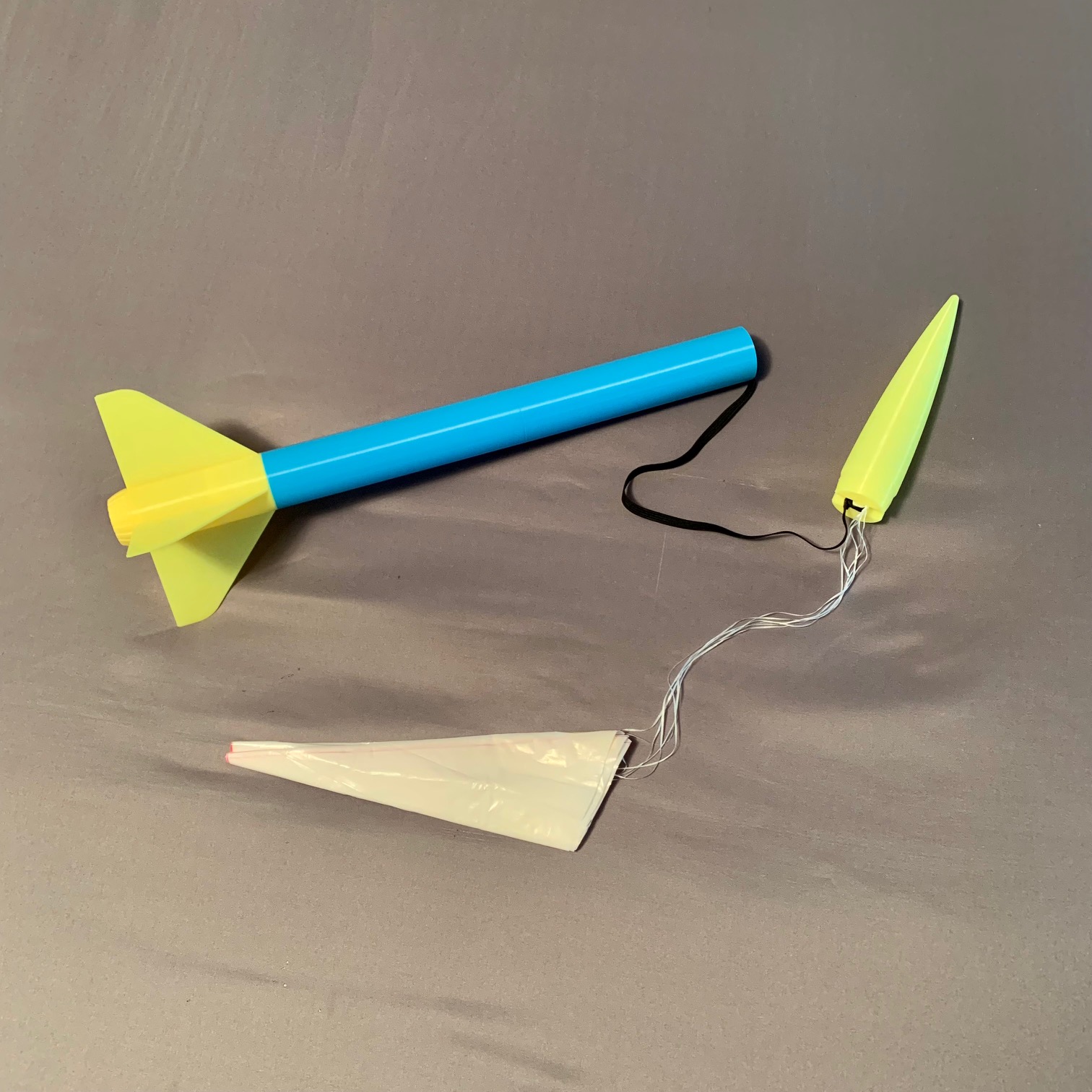 Model Rocket DIY v2 by TperroneDesign | Printables Store
