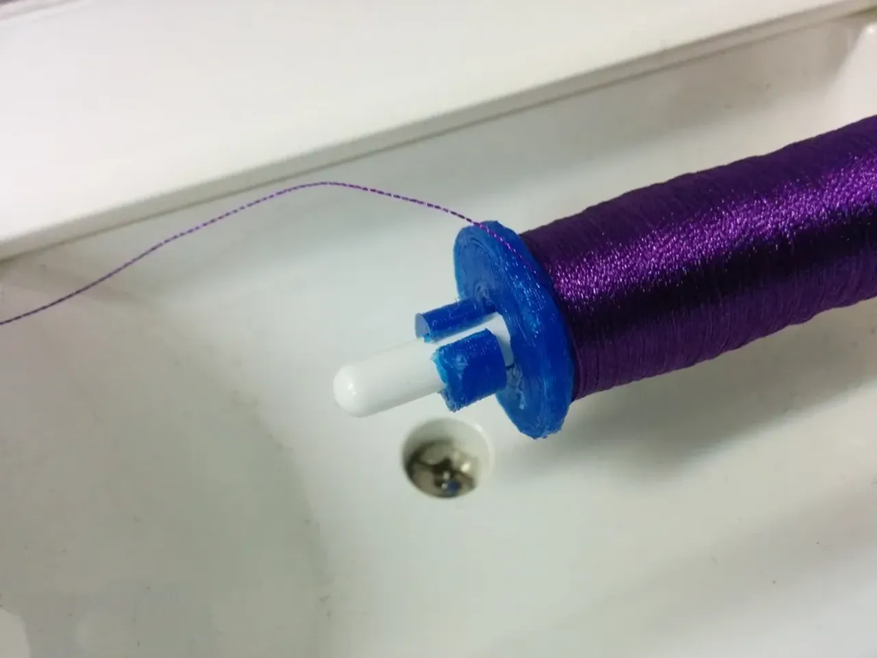 Thread Spool with Clamp for Sewing Machine by zeus | Download free STL ...
