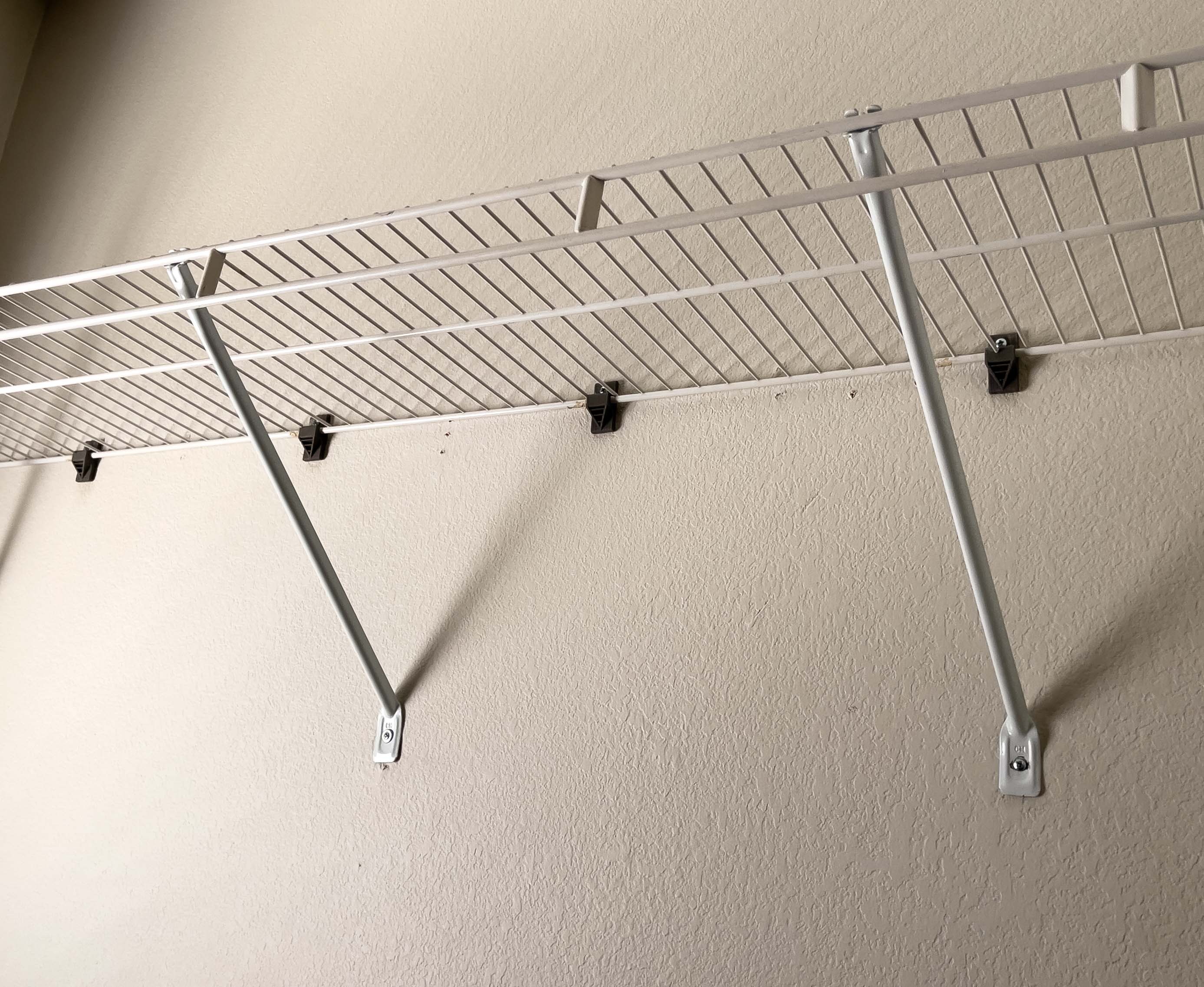 Wire Shelves Hooks at Ruby Vannatter blog