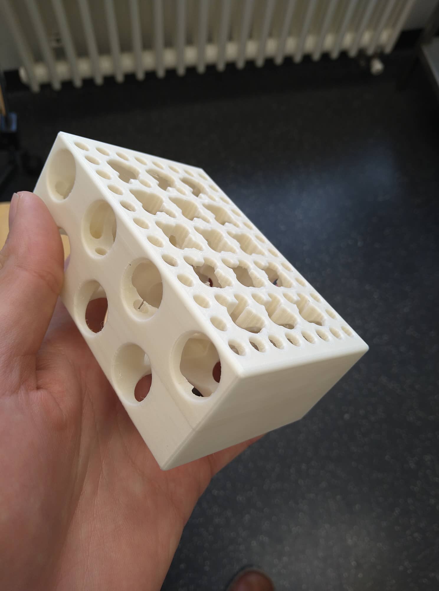 universal tube stand by LukasPekarek | Download free STL model ...