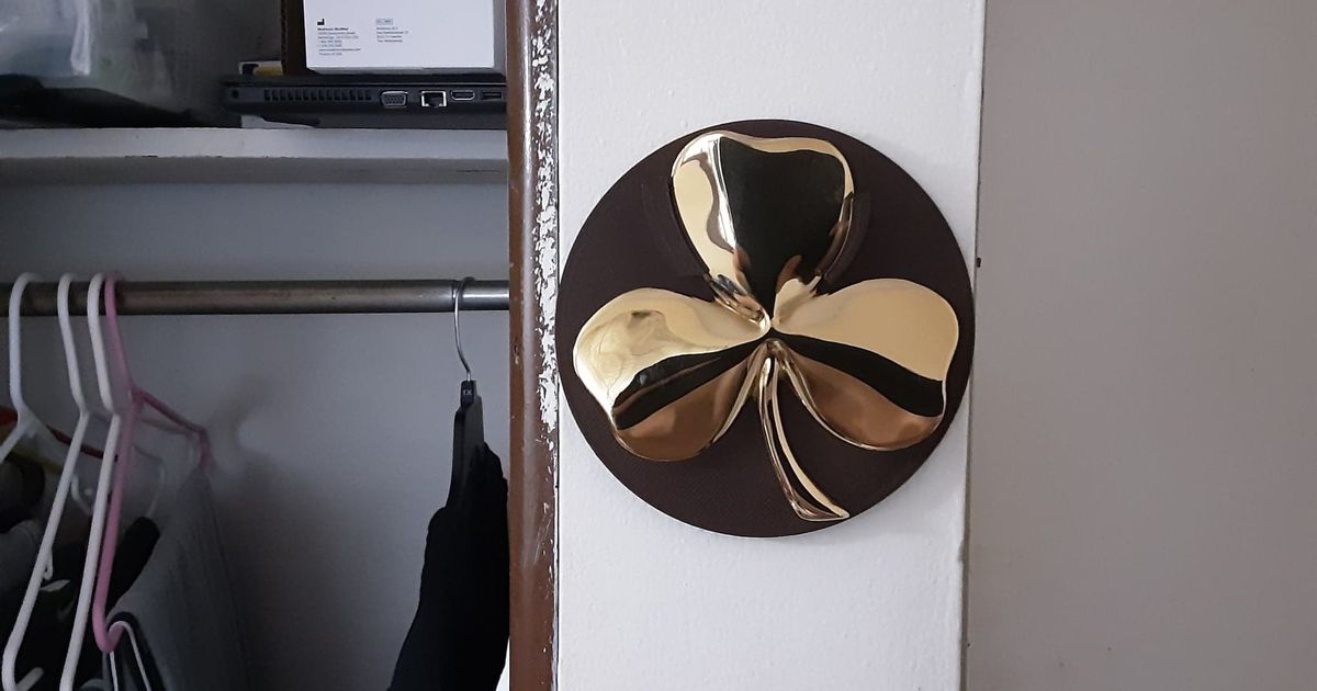 Gerity Clover Wall Bracket by thejkrules | Download free STL model ...