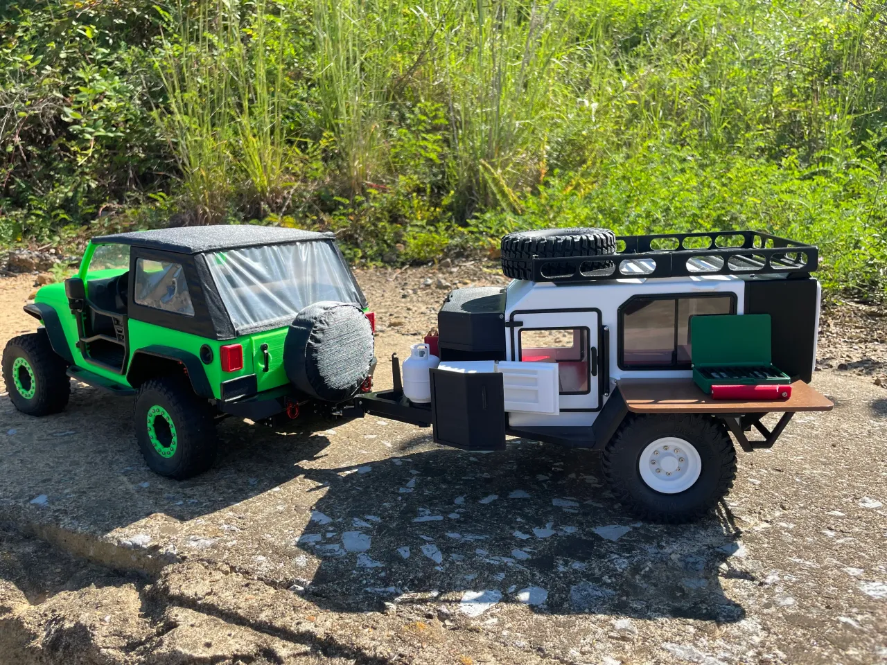 "Rock Hopper" off road Camper 1:8 scale RC model by BlackCrow by ...