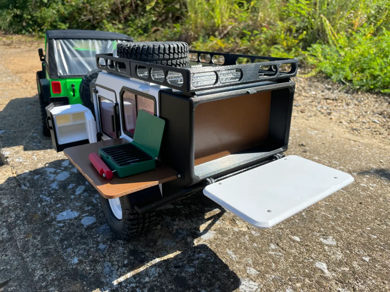 "Rock Hopper" off road Camper 1:8 scale RC model by BlackCrow by ...