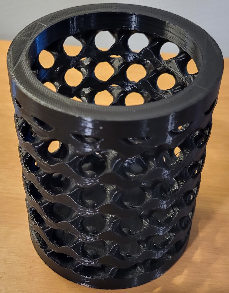 Gyroid Cup by Lee Alacoque | Download free STL model | Printables.com