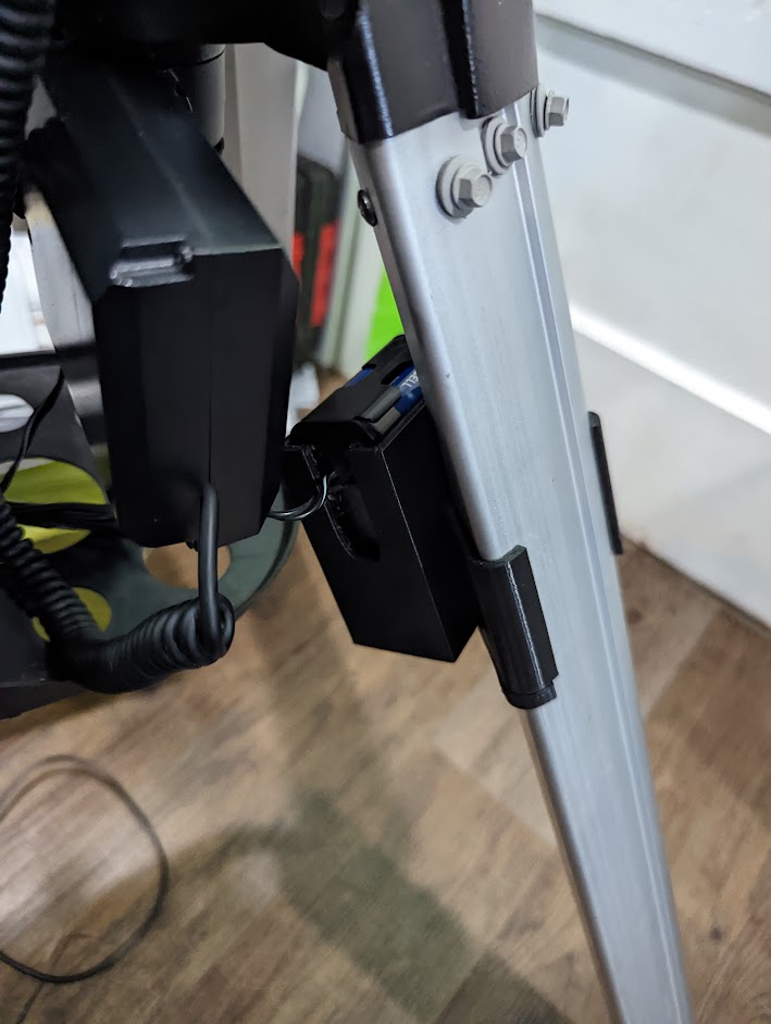 Meade DS-90 Tripod Leg Clips for Various Accessories by Shekibobo ...