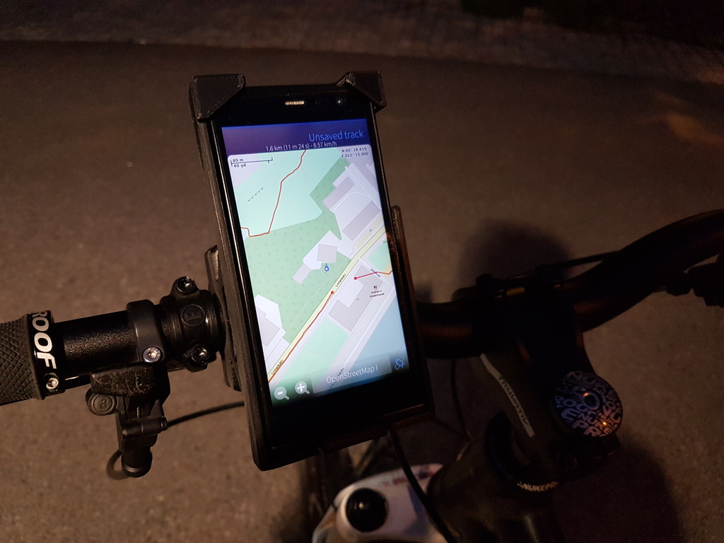 Jolla C / Intex Aqua Fish handlebar mount by Jonni | Download free STL ...