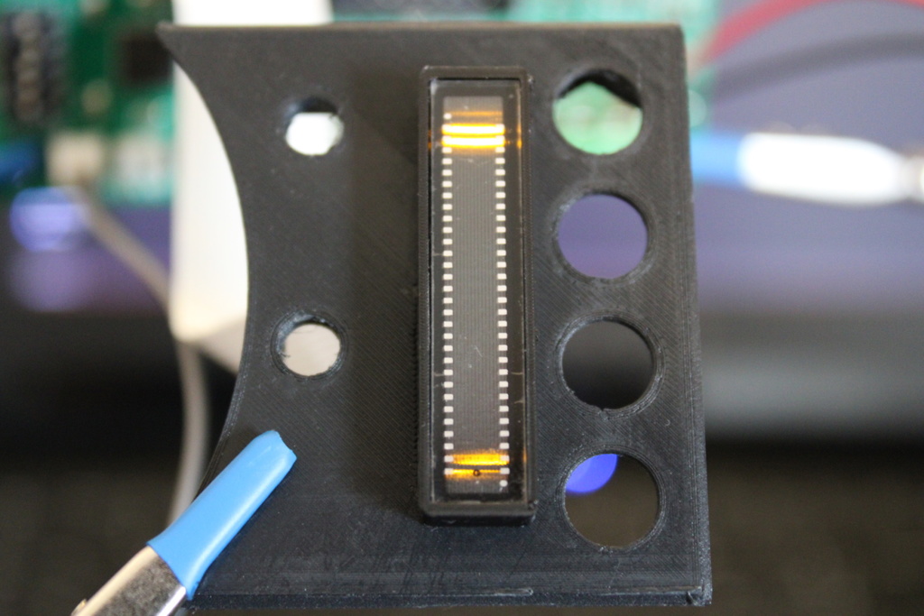 Bargraph bezel (for 28 segment bargraph) by Jimsy33 | Download free STL ...