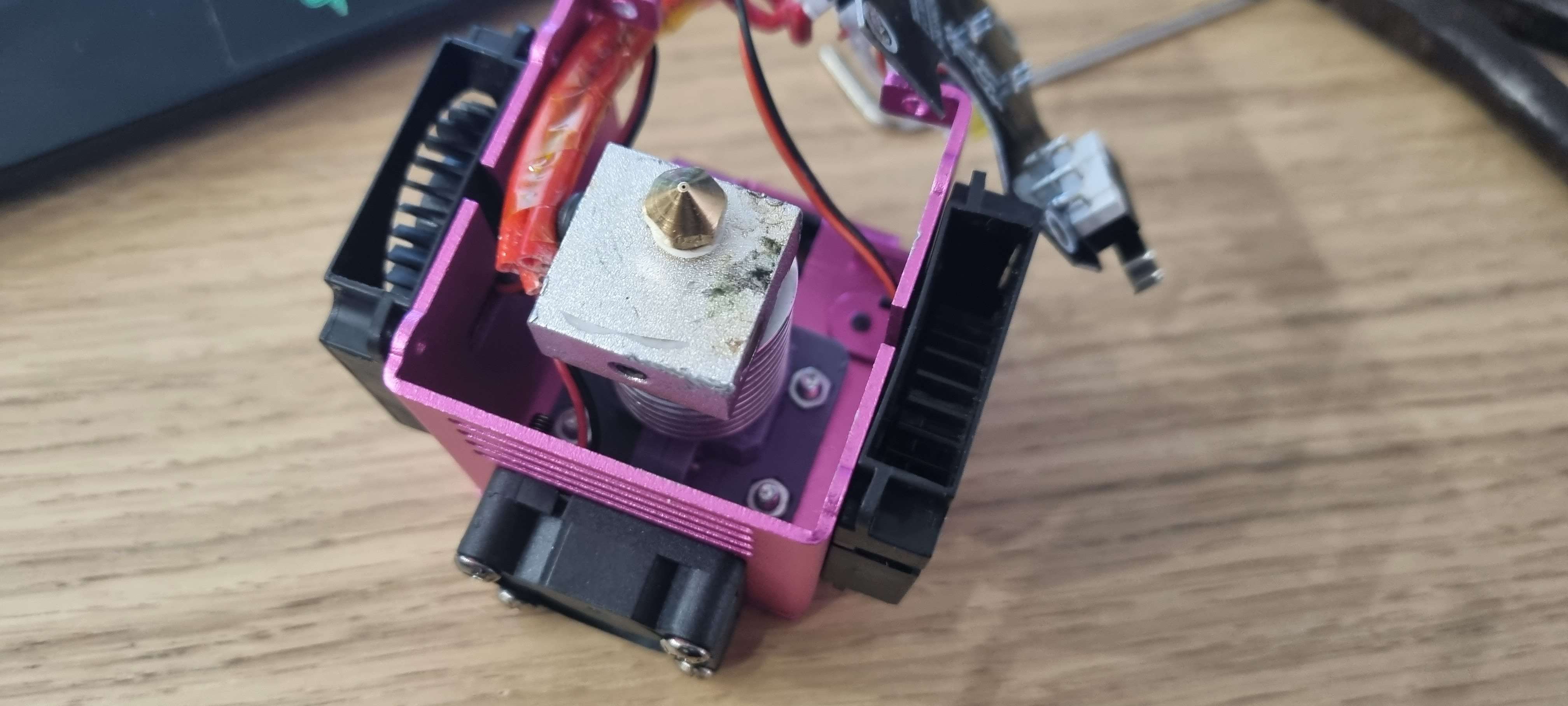 E3D V6 Hotend mount for Biqu B1 by jacek | Download free STL model ...