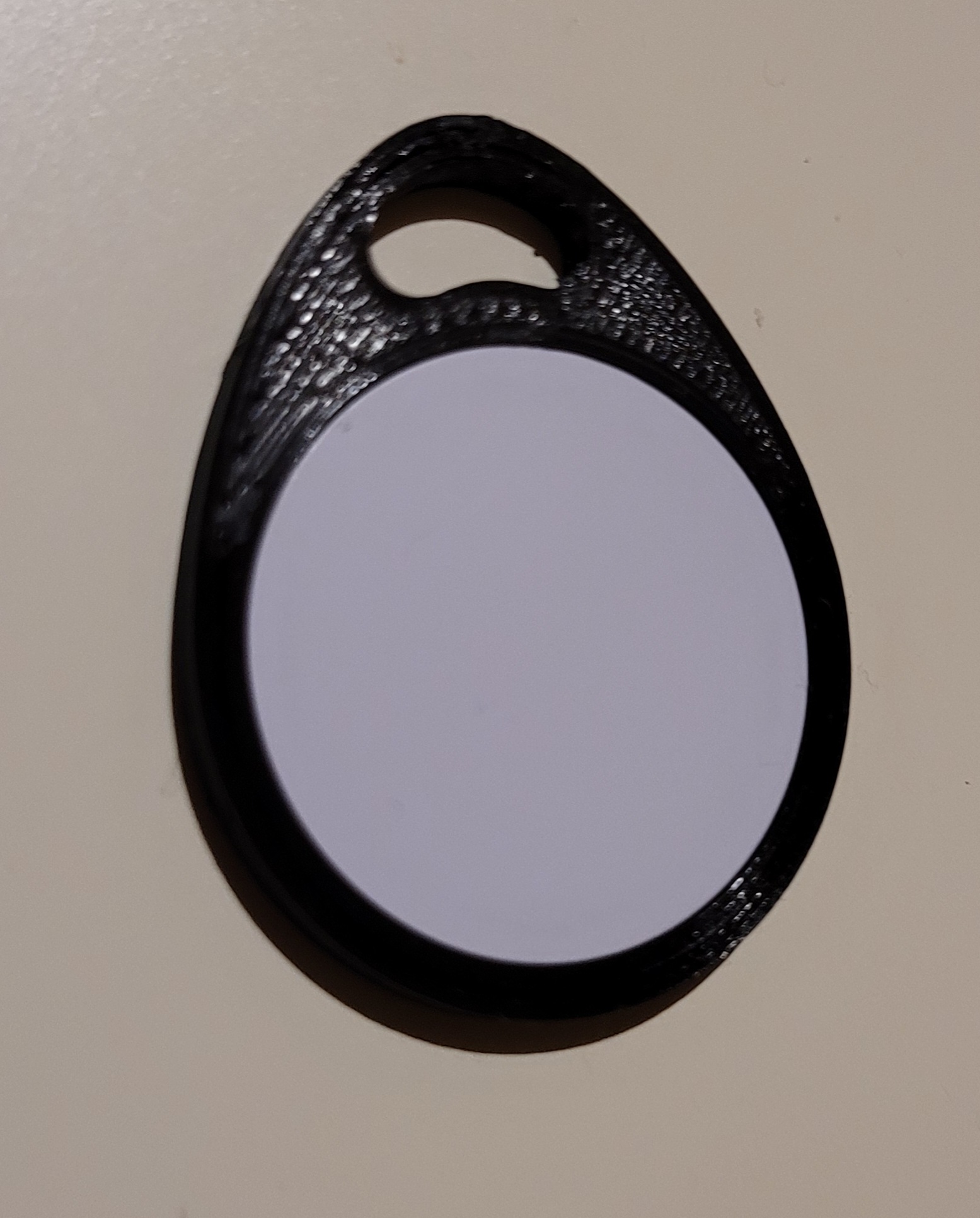 RFID/NFC tag - keychain holder by hrebijan | Download free STL model ...