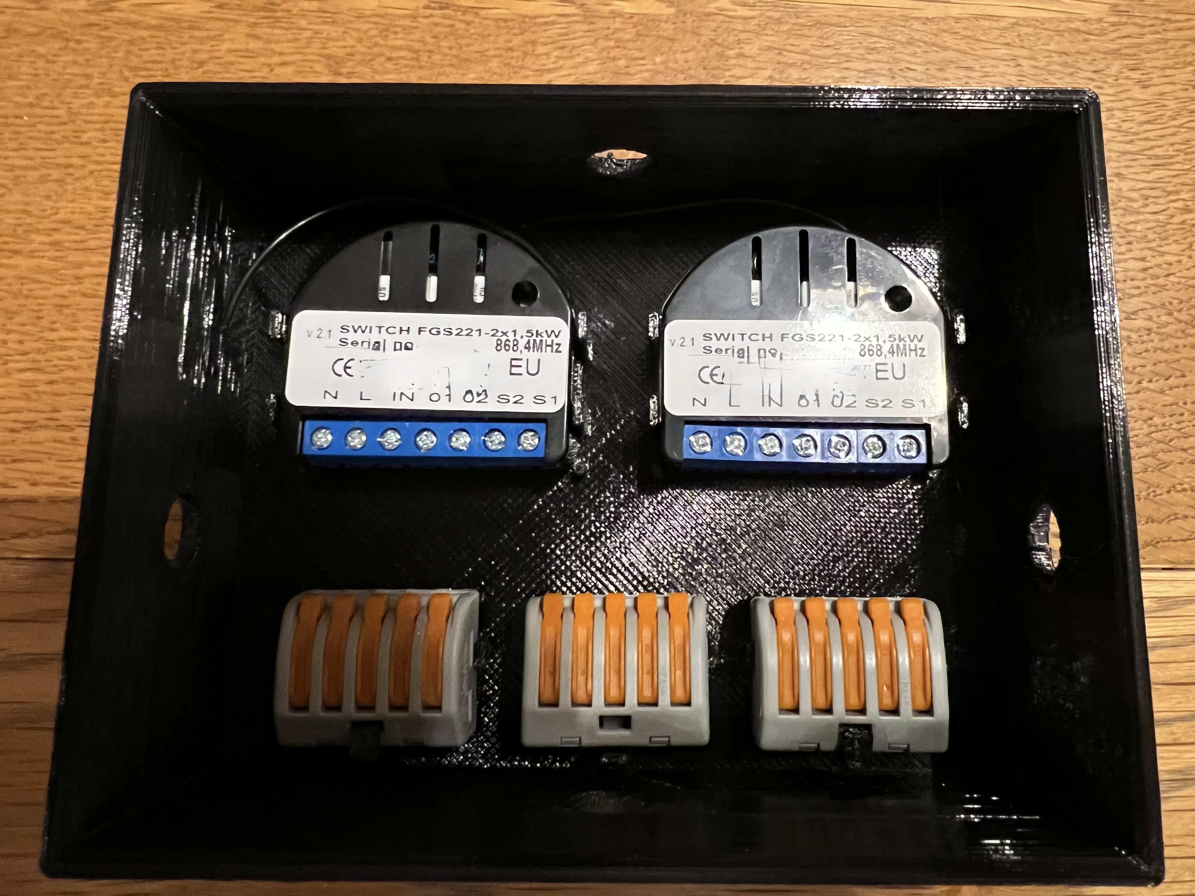 Fibaro Smart Switch Relay Box by Andrew Leigh | Download free STL model ...