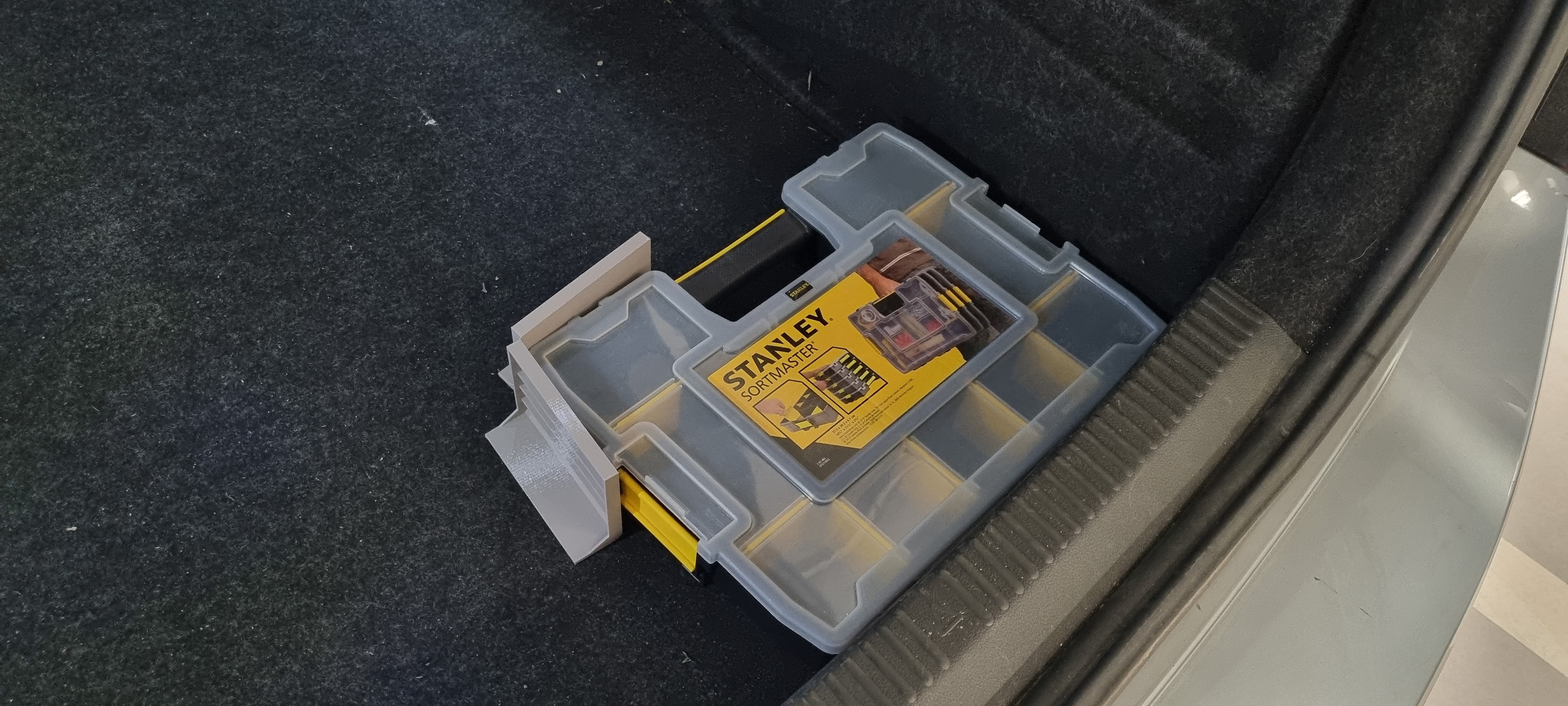 Car trunk velcro divider by Maru | Download free STL model | Printables.com