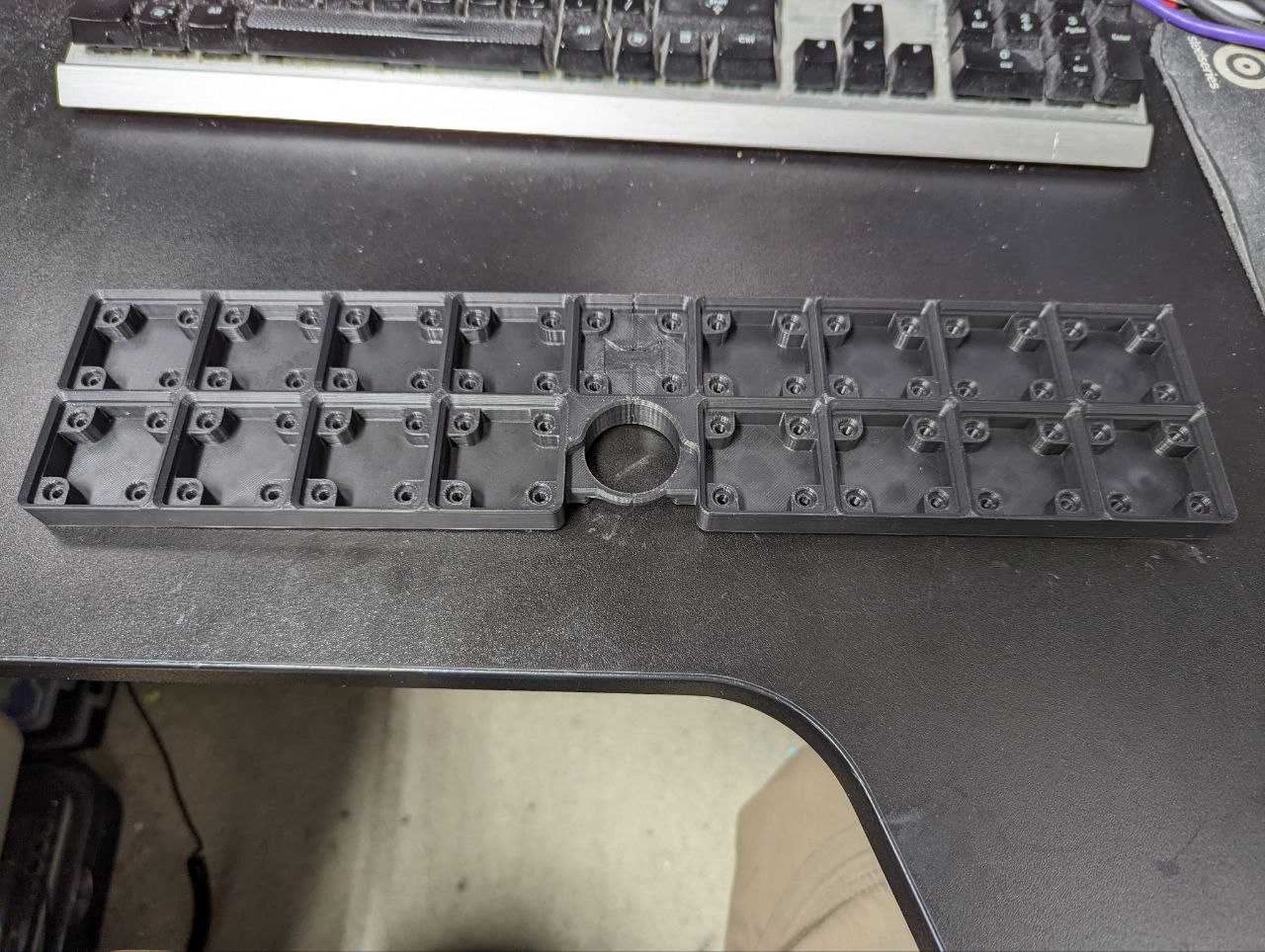 Bambu Labs X1 Carbon - Gridfinity Base Plate by aonomus | Download free ...