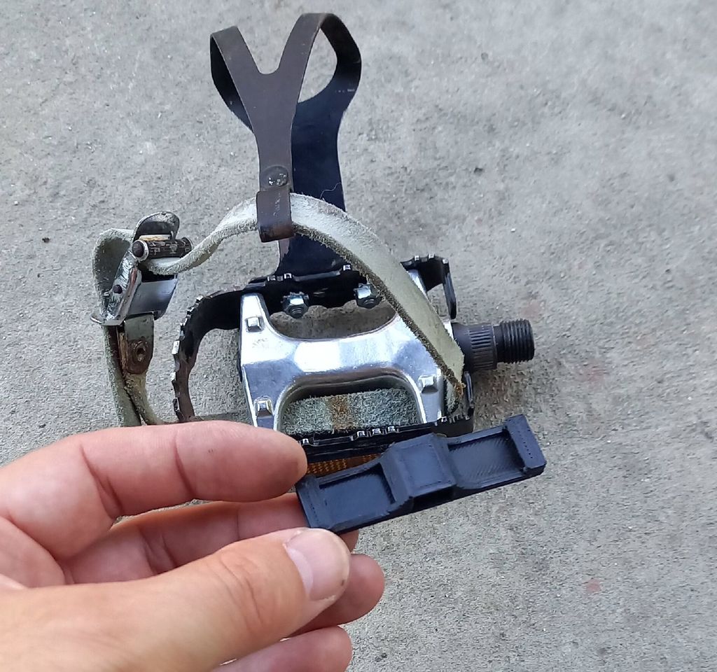 Toe cage strap guide- bicycle pedal by krahut | Download free STL model ...