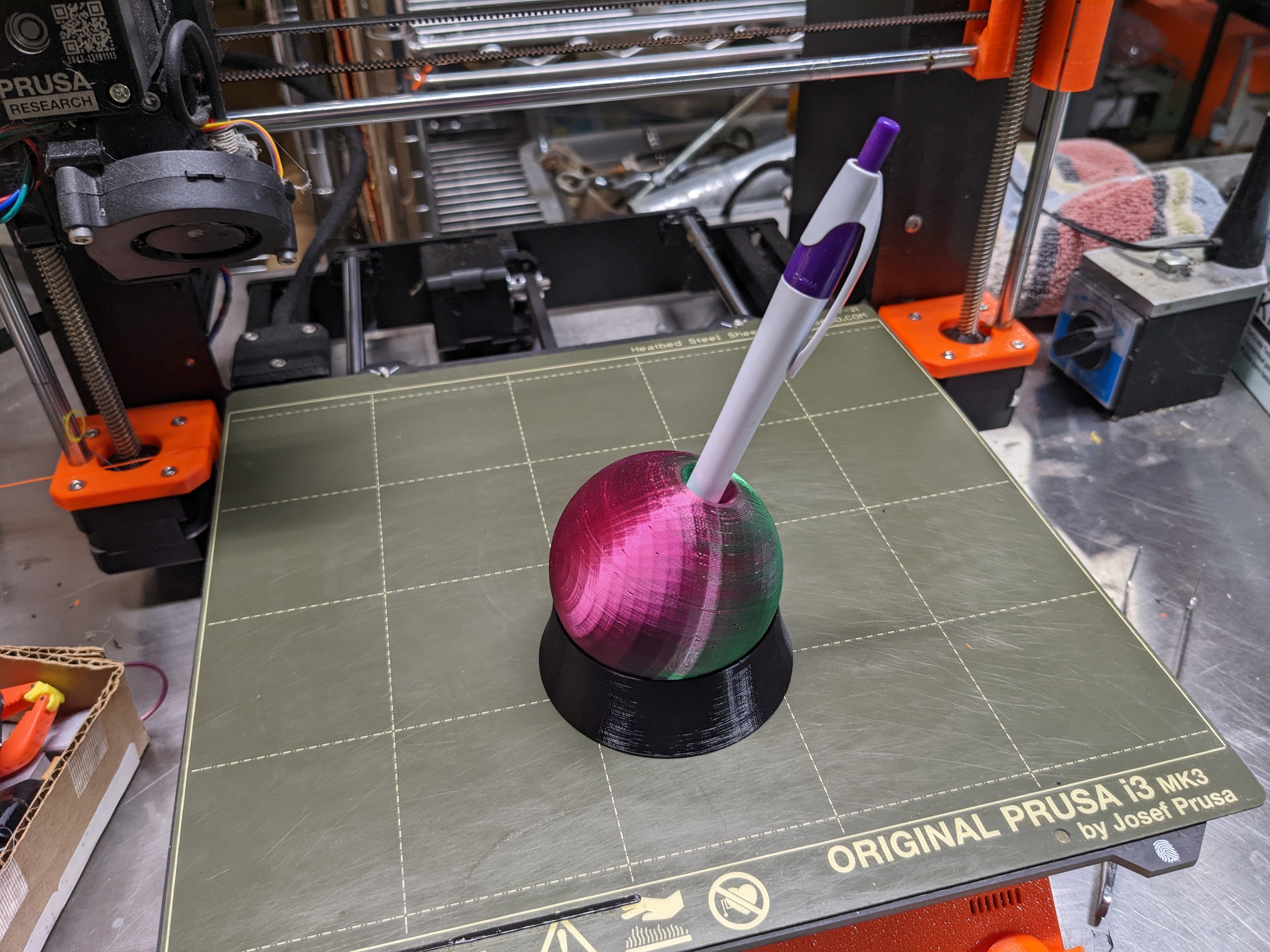 Pen Holder - Spherical Rotating by kaje | Download free STL model ...