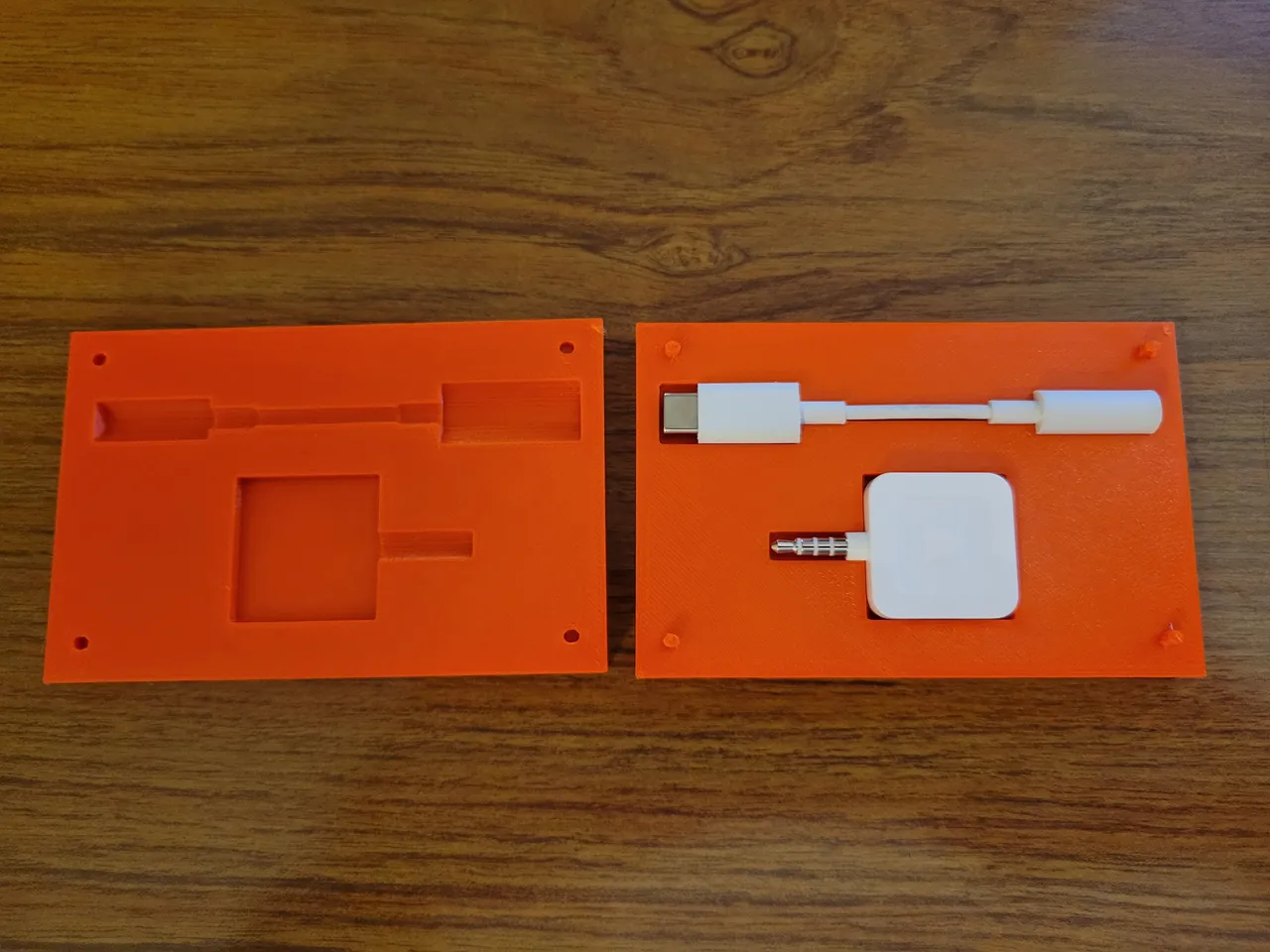 Square reader case by Blargruck | Download free STL model | Printables.com
