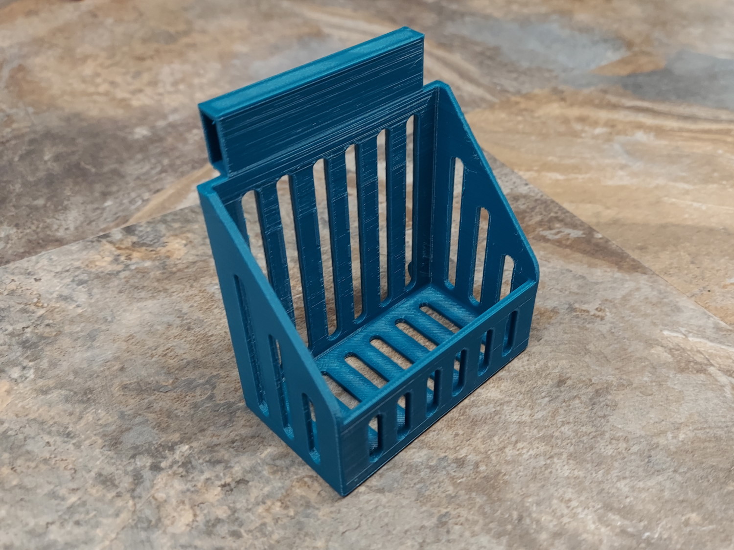 Magnetic Sponge Holder by ValleyGeek | Download free STL model ...