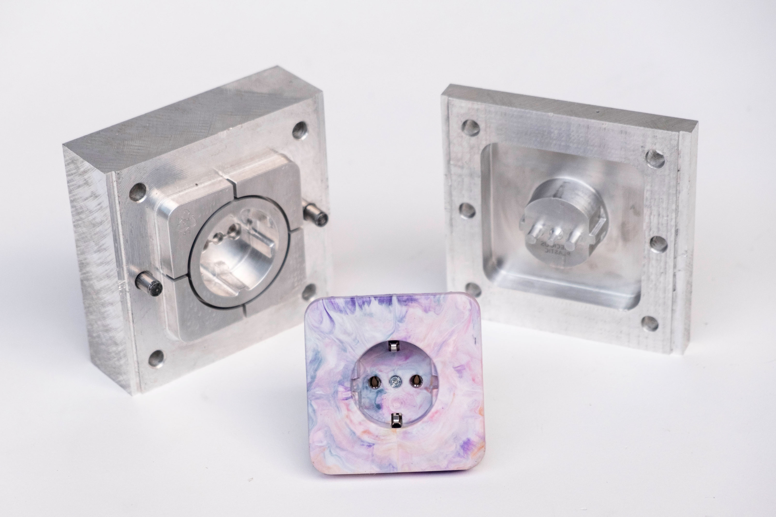 Precious Plastic Injection v2 by Pumping Station:One | Download free ...