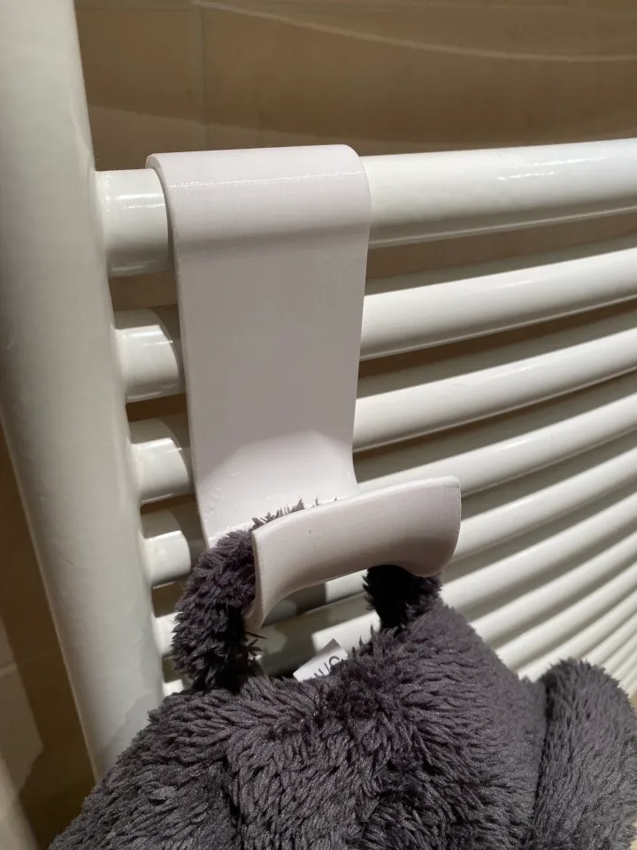 Tube radiator coat hook by Robert Turinský | Download free STL model ...