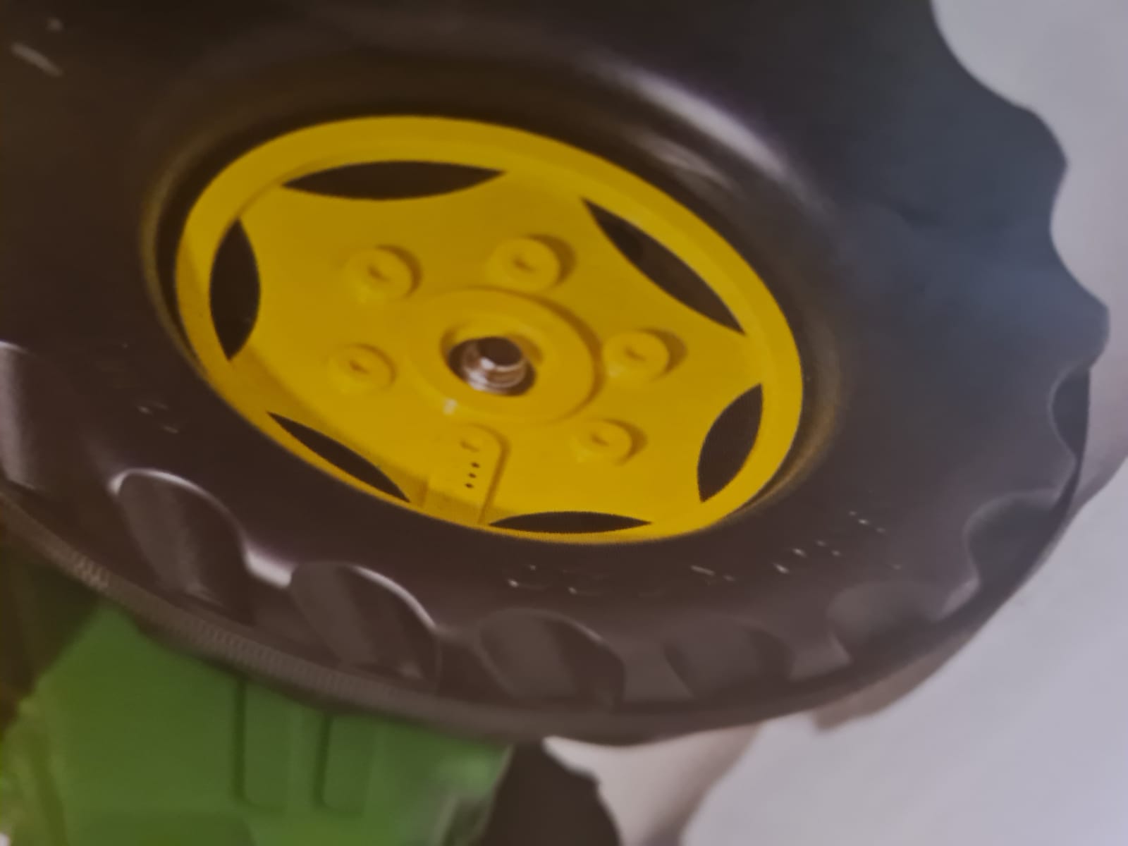 John Deere Tractor Wheel Cap Toy by Miro J. | Download free STL model ...