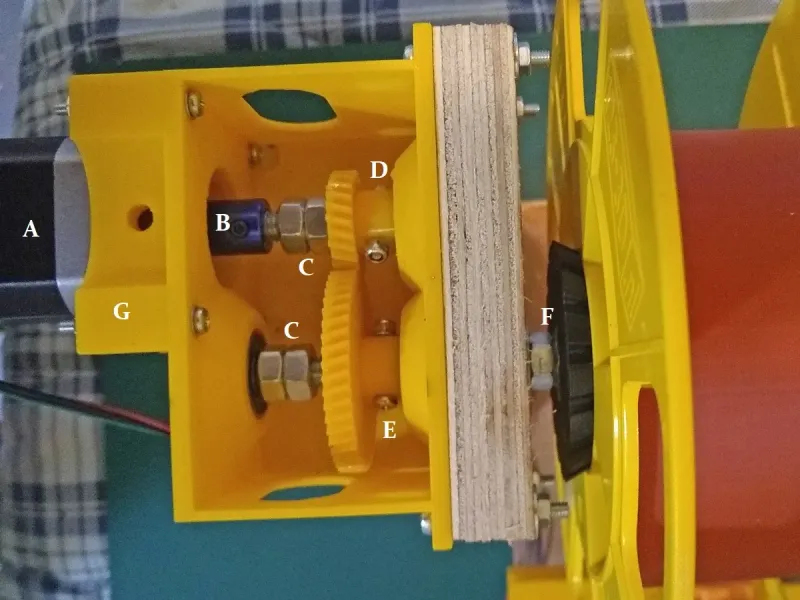 Respooler v0.1, Rewind your filament by Coat | Download free STL model ...