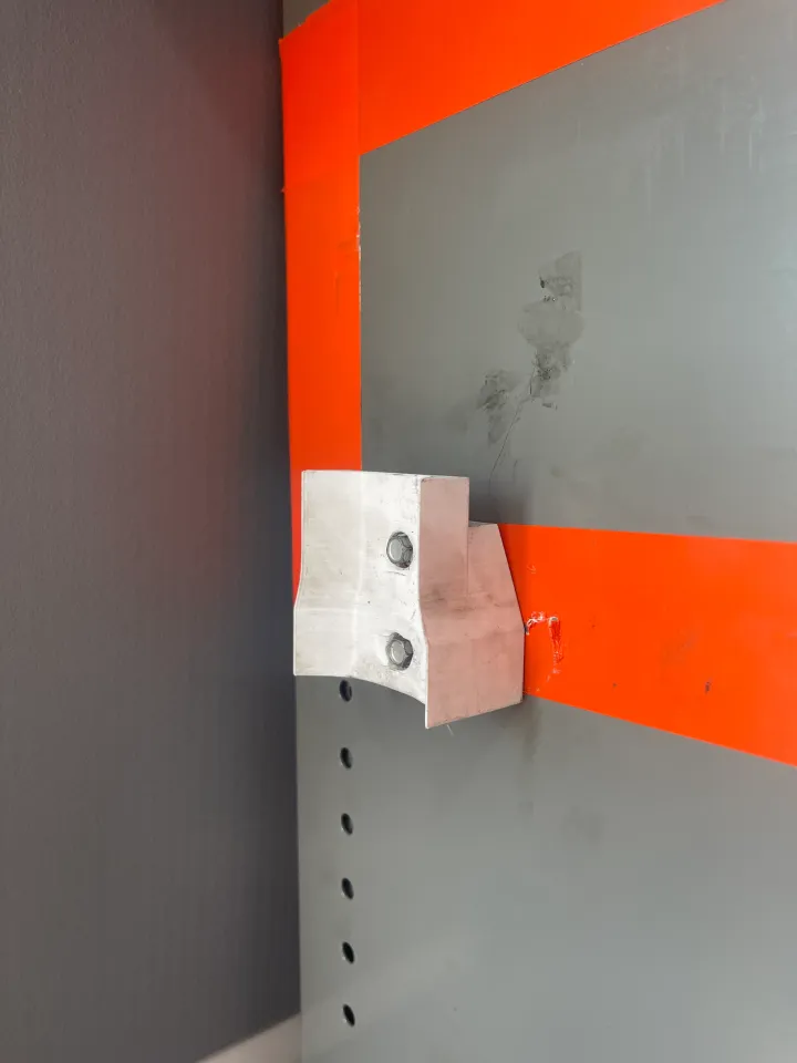Milwaukee M18 Grease Gun Wall Mount by Spam105 | Download free STL ...