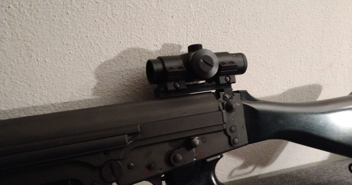 VFC FAL GBB Picatinny rail adapter by Citruspers | Download free STL ...